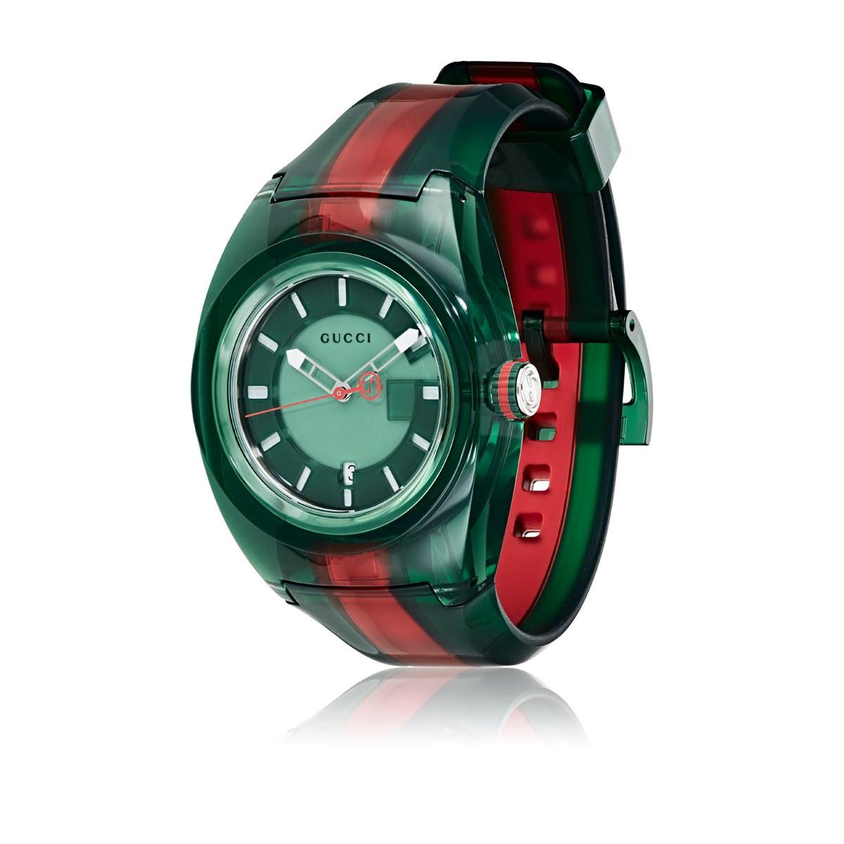 Gucci Rubber Sync Watch in Green for Men - Lyst