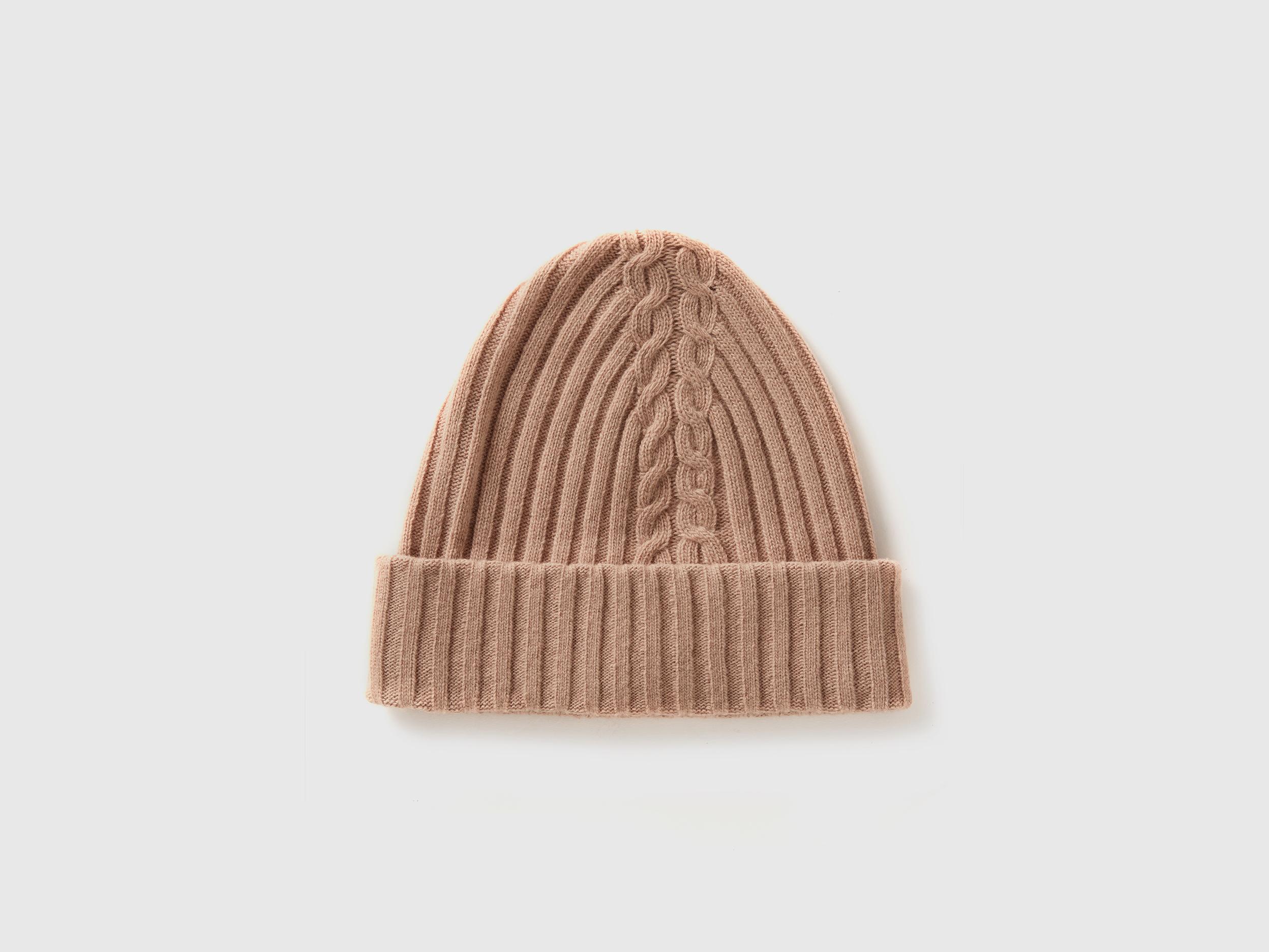 Benetton Benetton, Hat With Cable Knit in Black | Lyst UK
