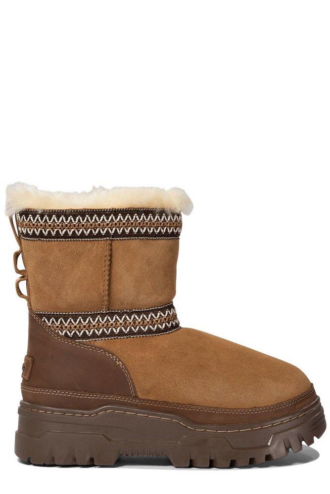 UGG Classic Mini Trailgazer Boots in Brown | Lyst