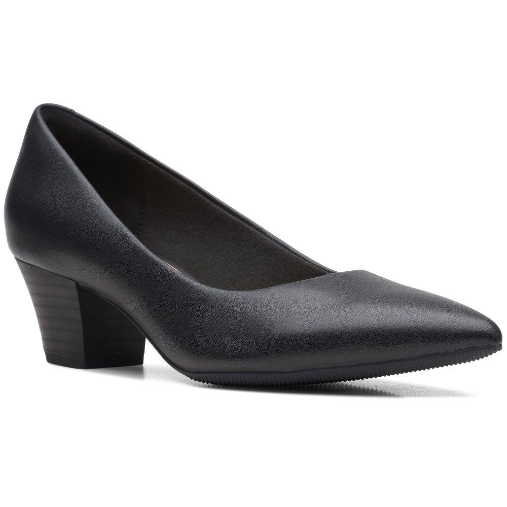 Clarks Teresa Step Low Heeled Court Shoes in Black | Lyst UK