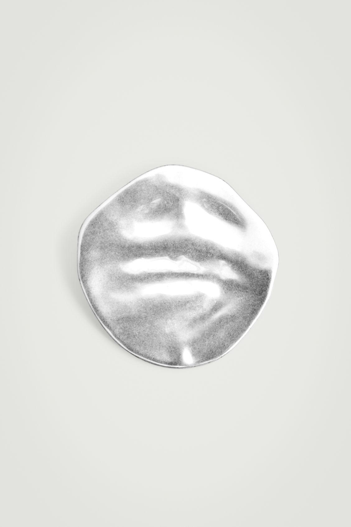 COS Hammered Brooch in Metallic for Men | Lyst