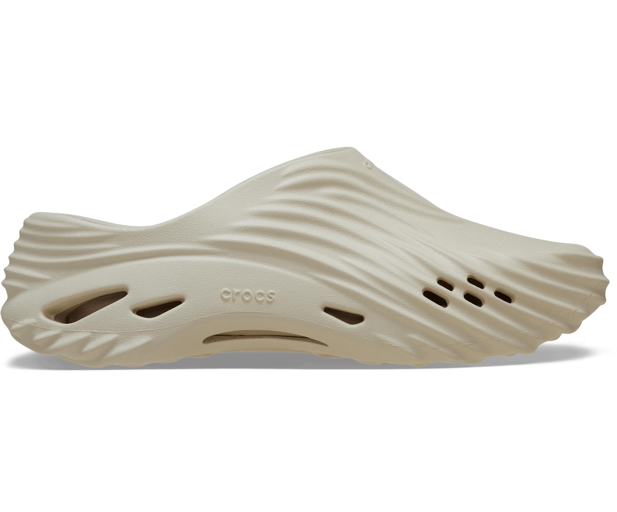 Crocs™ Echo Wave in Black | Lyst