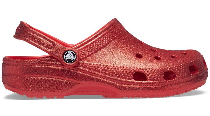 Crocs™ Classic Glitter Clog in Red | Lyst