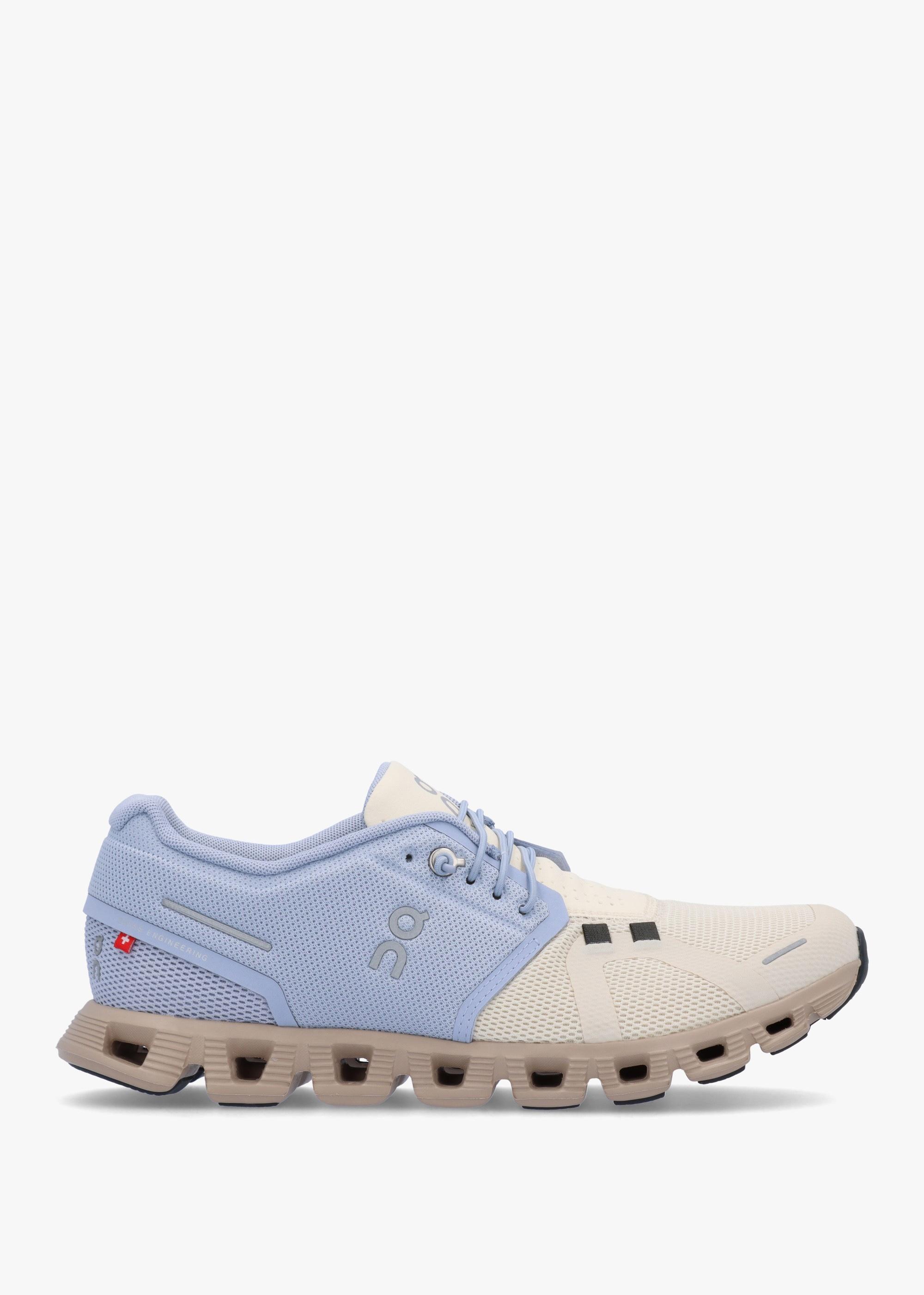 On Shoes Cloud 5 Nimbus Moon Trainers in White | Lyst