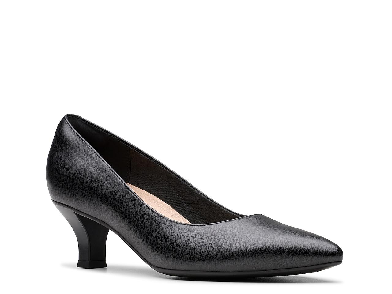 Clarks Kepley Vine Pump in Black | Lyst