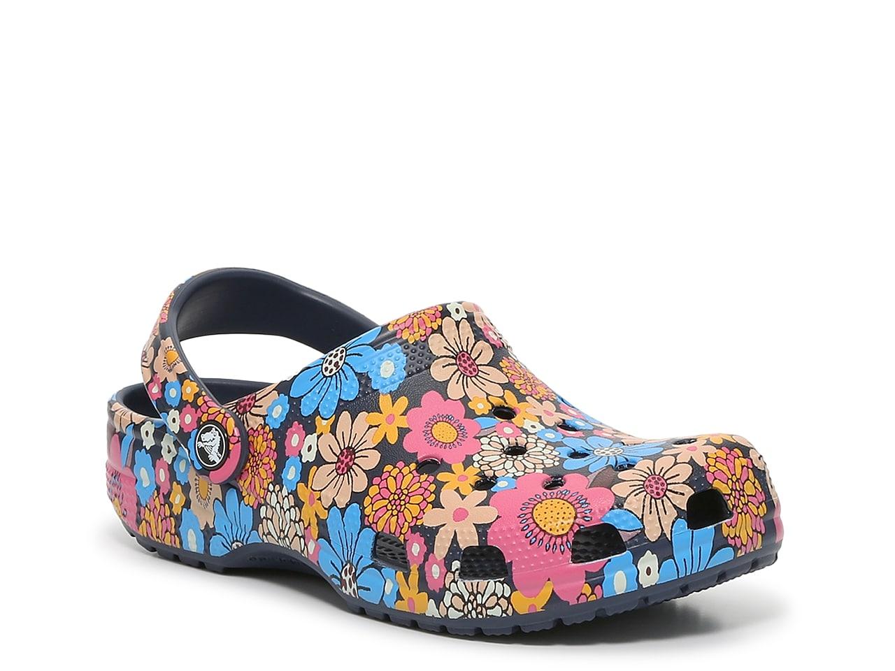 Crocs™ Classic Retro Floral Clog in Blue | Lyst