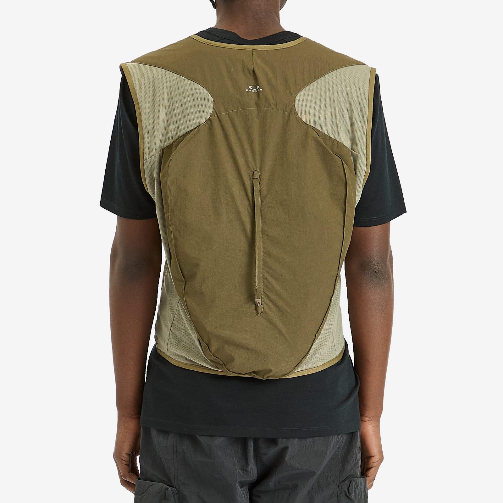 Oakley Latitude Flight Vest Poncho in Green for Men | Lyst Oakley Latitude Flight Vest Poncho in Green for Men | Lyst