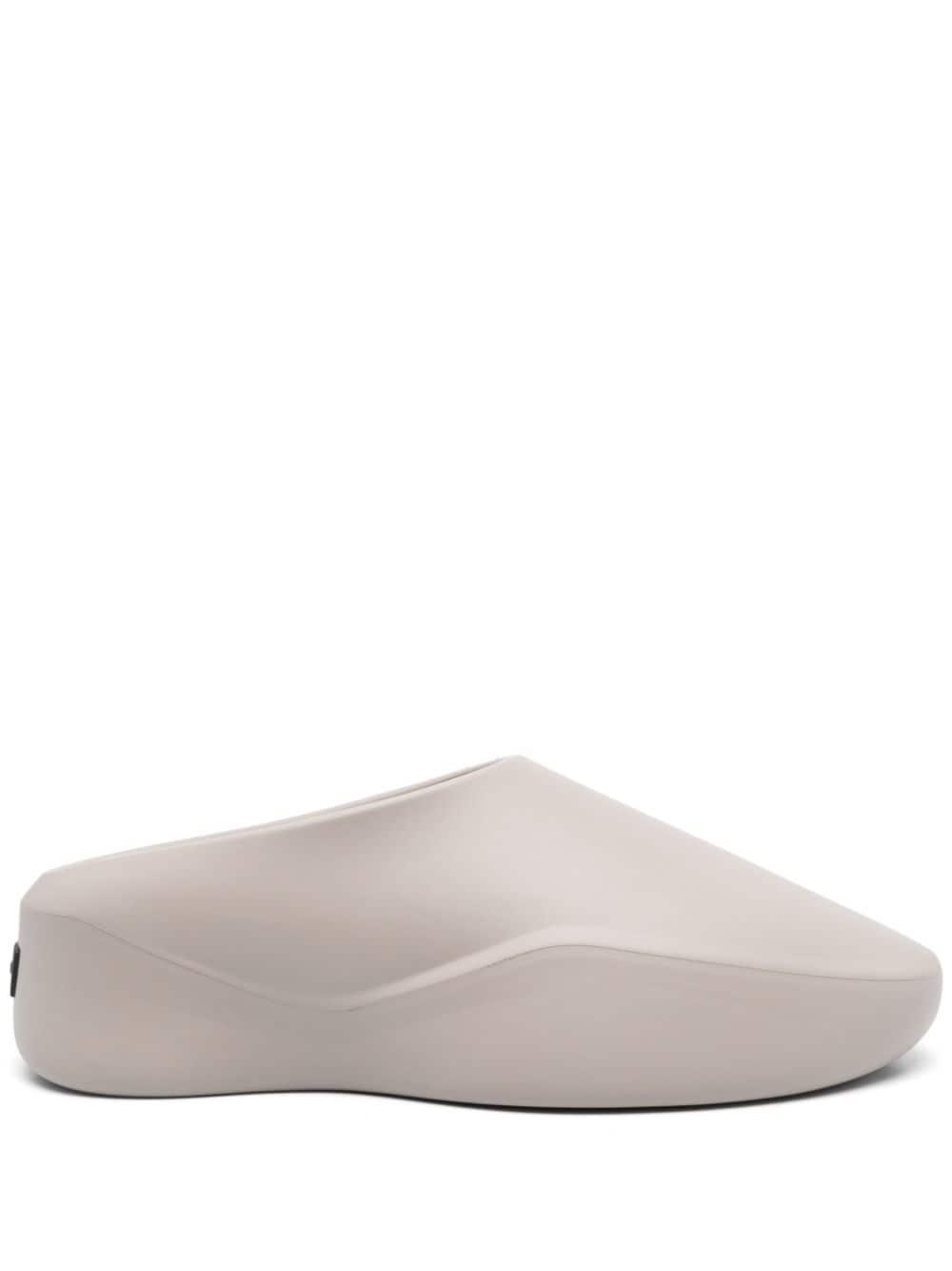 Fear Of God Eva Runner Slides in Gray for Men | Lyst