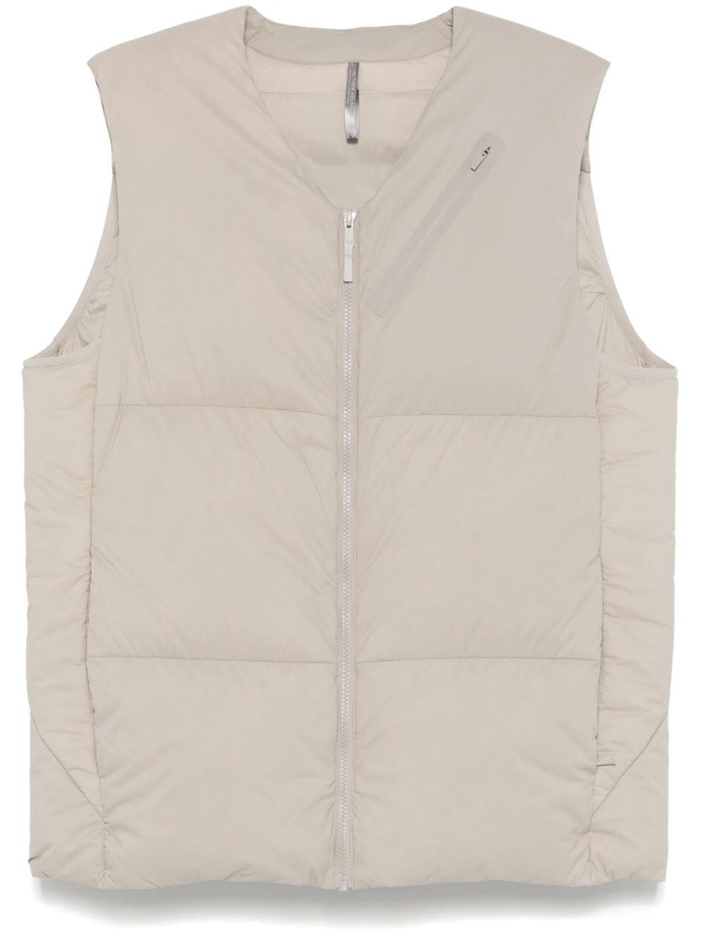 Veilance Conduit Gilet in Natural for Men | Lyst