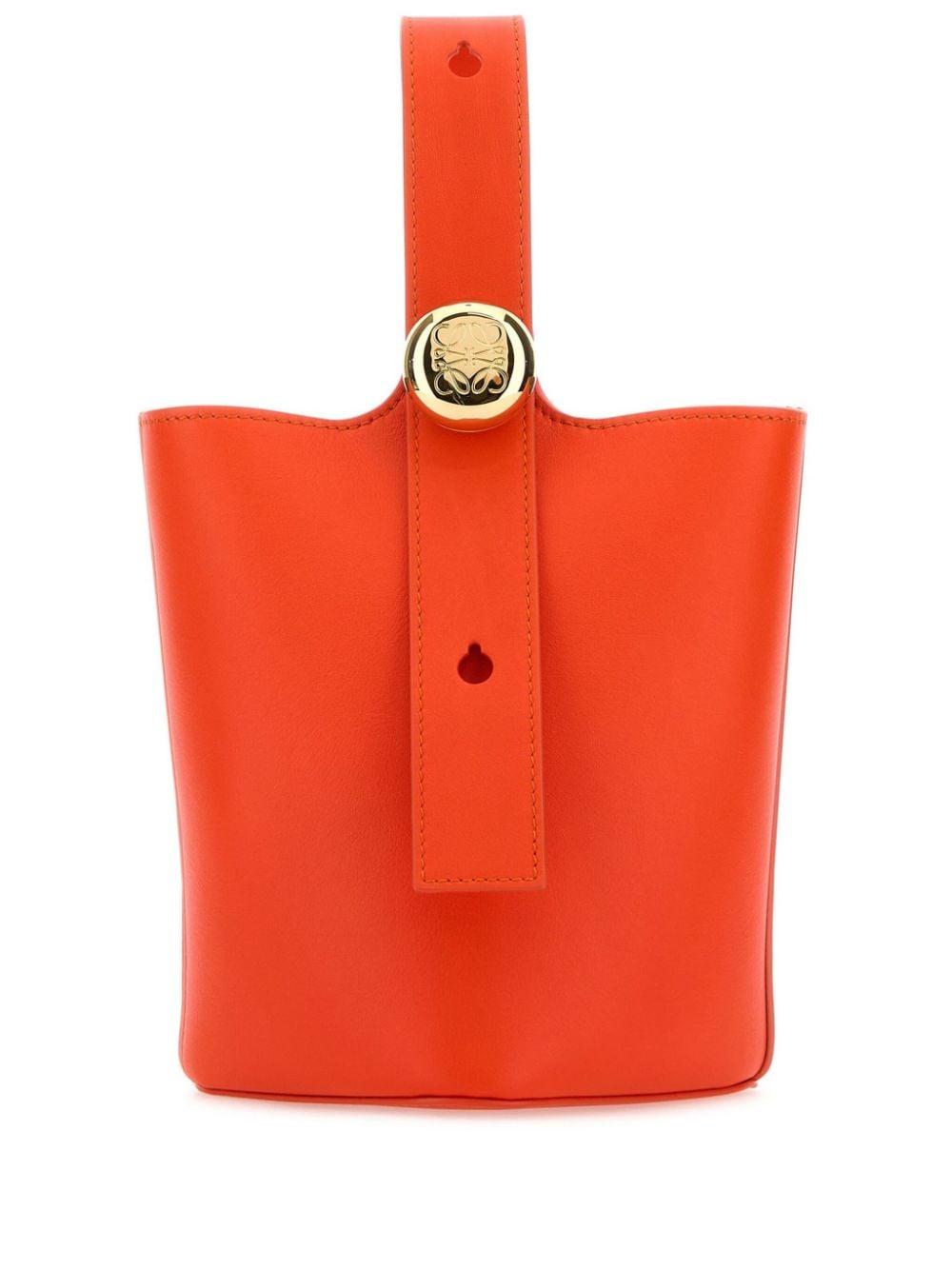Loewe The Pebble Bucket Tote Bag in Orange | Lyst