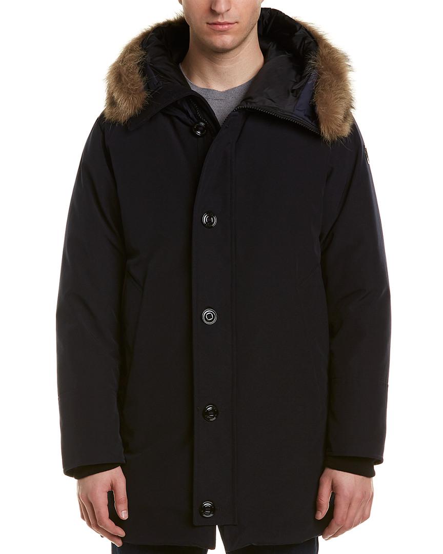 Moncler polaris store