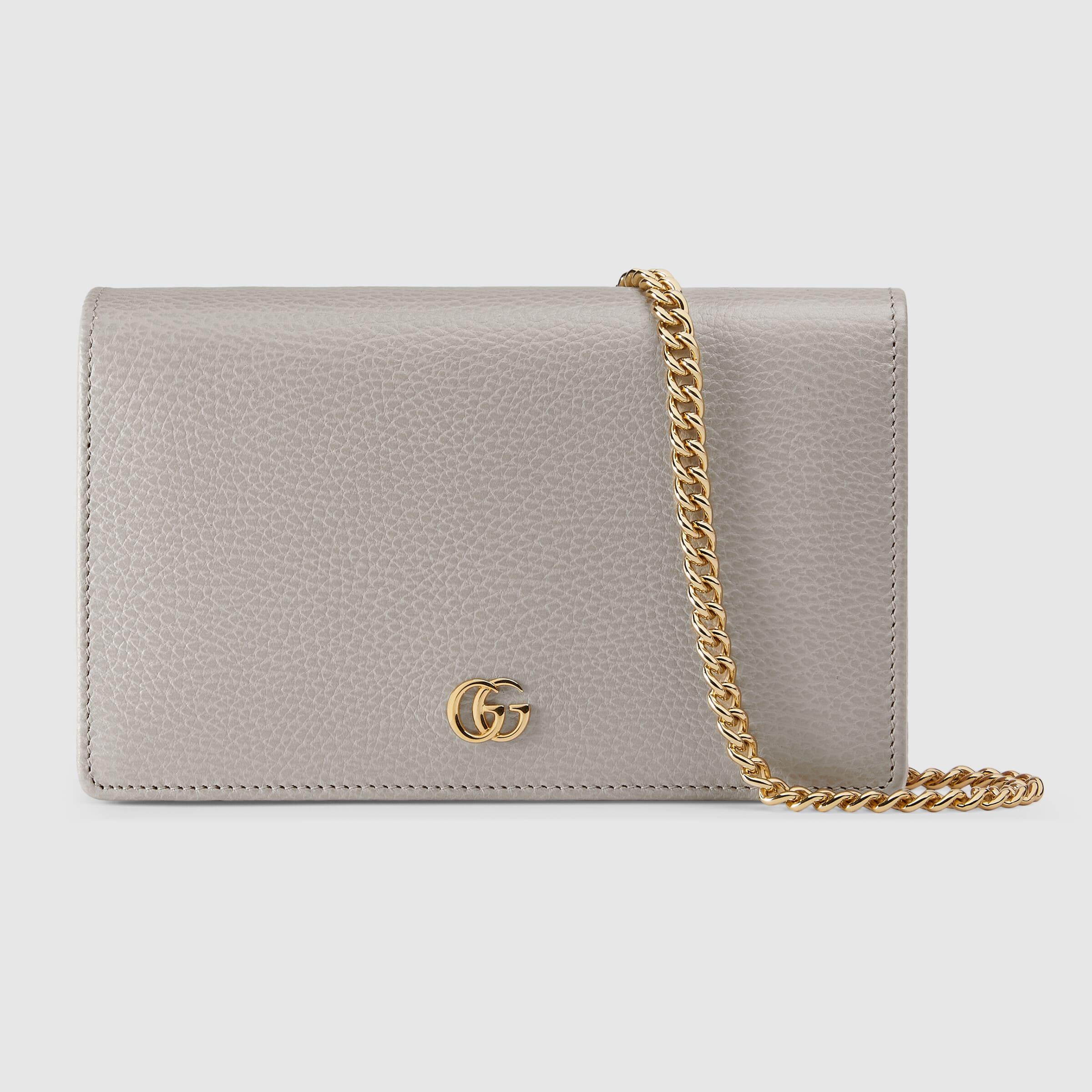 Gucci GG Marmont Mini-Tasche mit Kettenriemen in Grau | Lyst CH