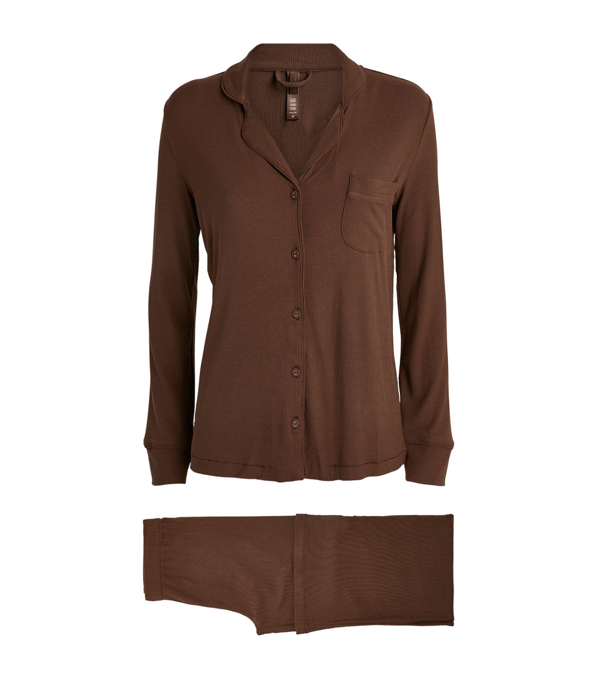 Skims Soft Lounge Pyjama Set in Brown | Lyst