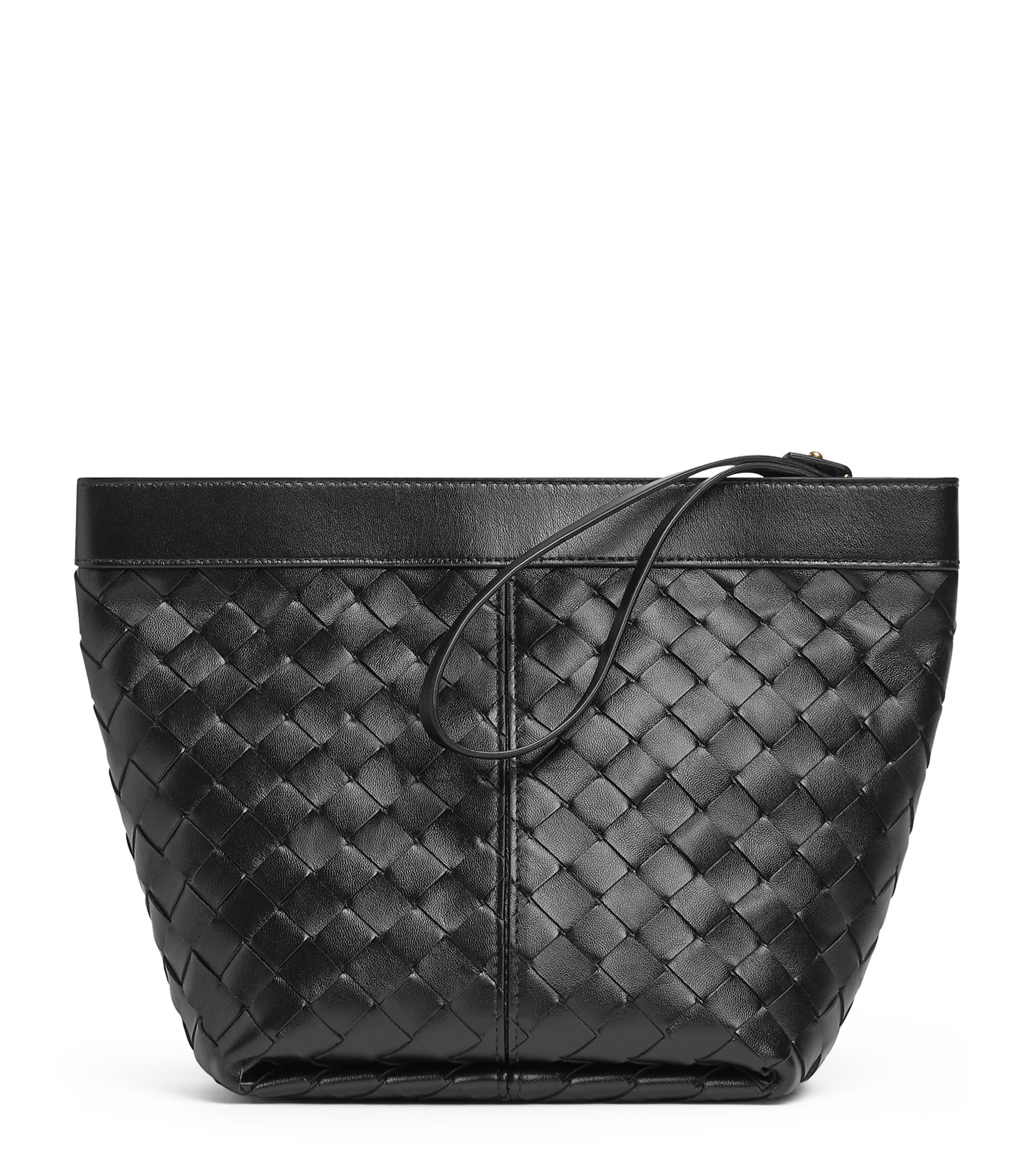 Bottega Veneta Medium Leather Prism Pouch in Black | Lyst