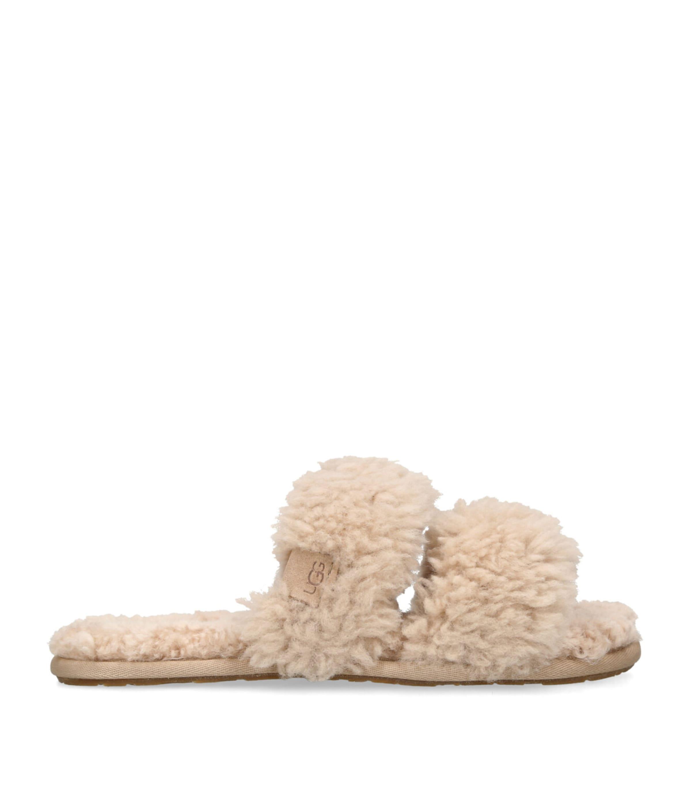 UGG Maxi Curly Scuffetta Slippers in Natural | Lyst