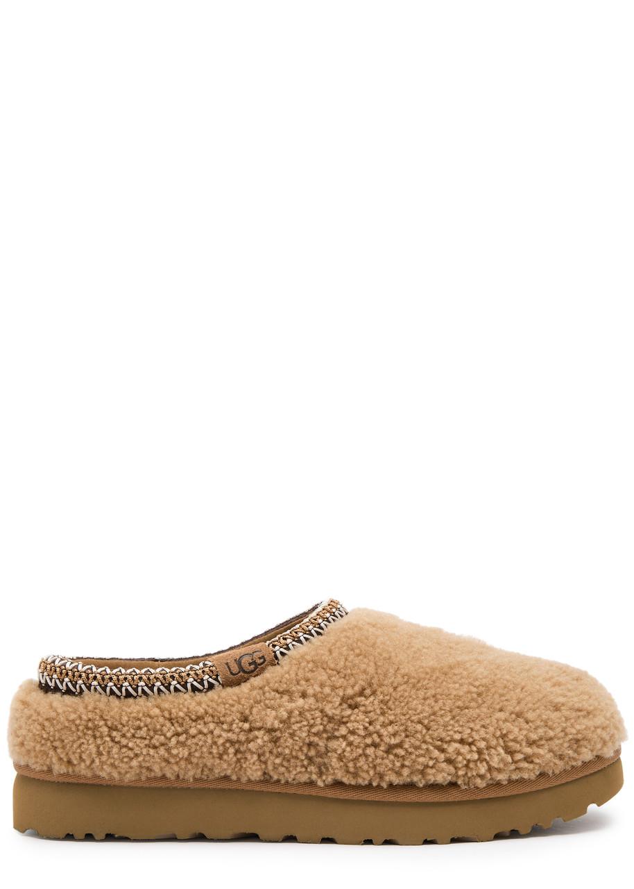 UGG Tasman Maxi Curly Shearling Flatform Slippers in Brown | Lyst