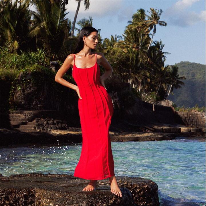 Missguided Seam Detail Midaxi Dress in Red | Lyst UK