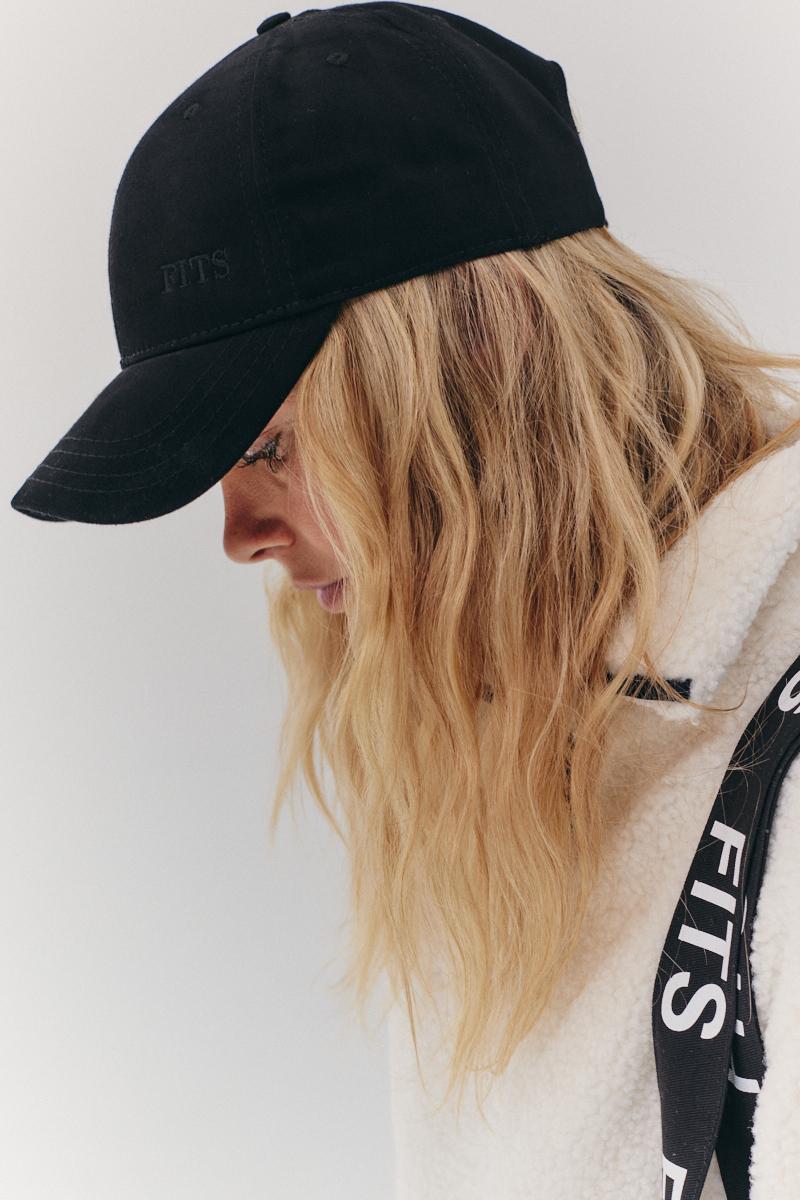 Fits Embroidered Cap in Black | Lyst UK