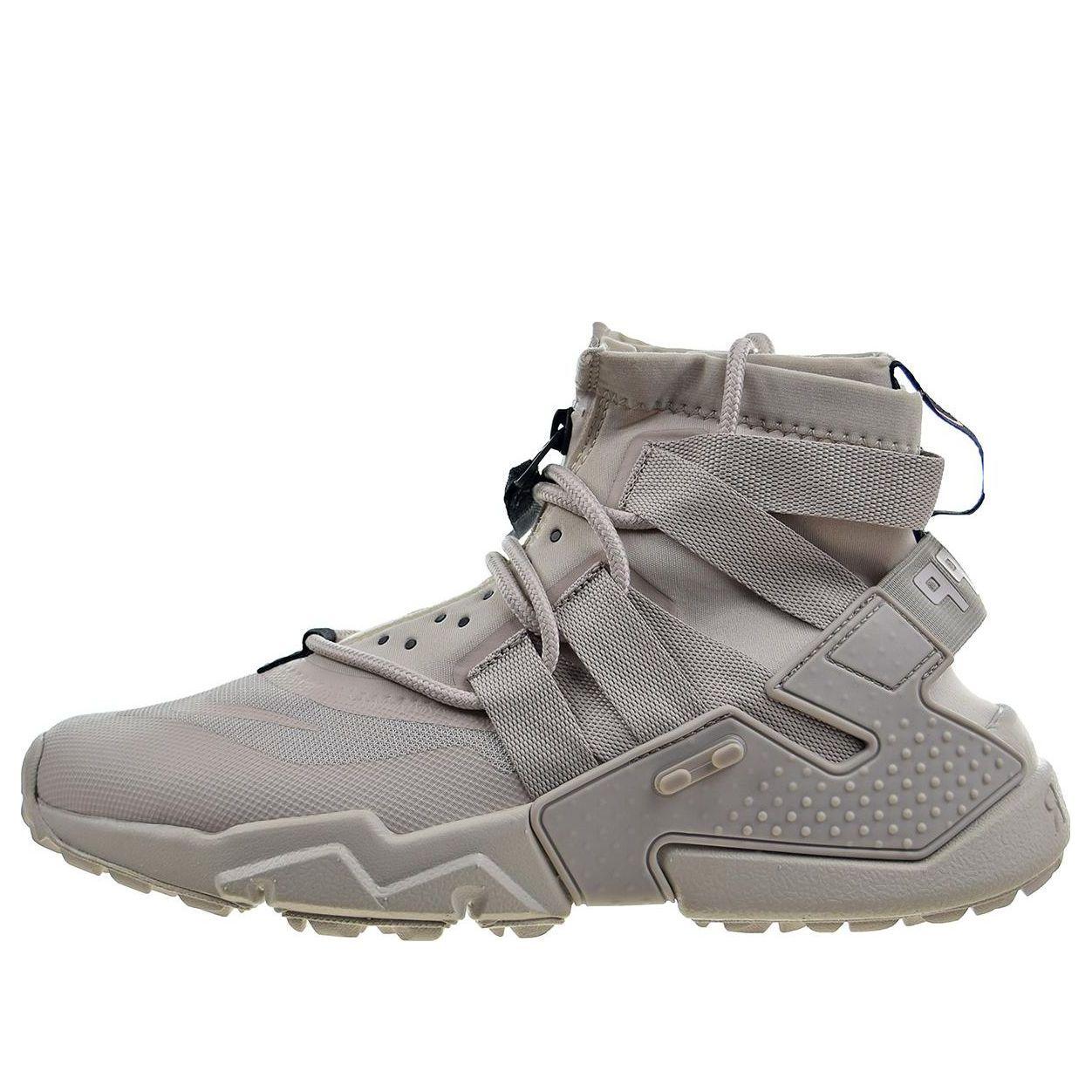Nike Air Huarache Gripp 'desert Sand' in Gray for Men | Lyst