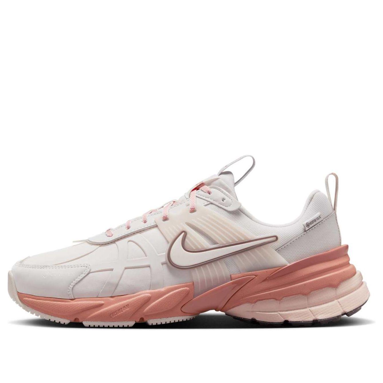 Nike (Wmns) V2K Run Gore-Tex 'Phantom Terra Blush' in Pink | Lyst