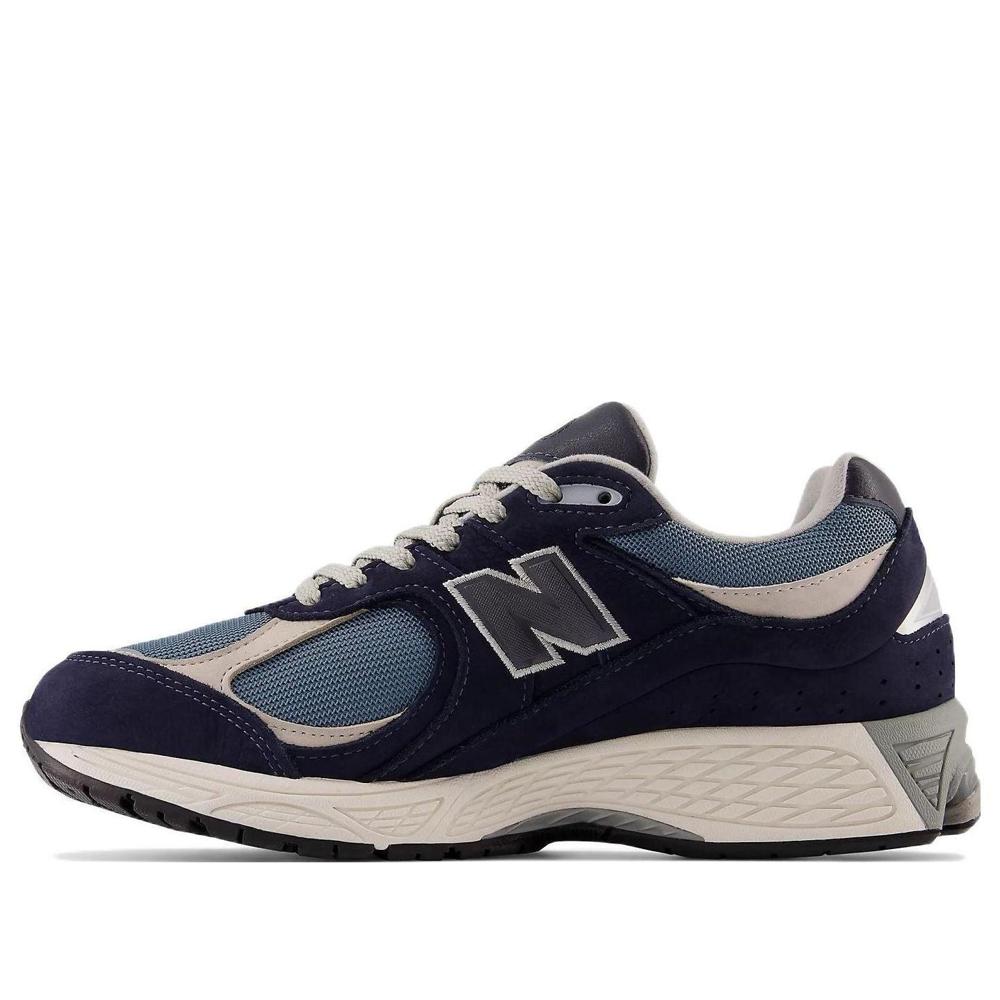 New Balance 2002r 'dark Navy' in Blue for Men | Lyst