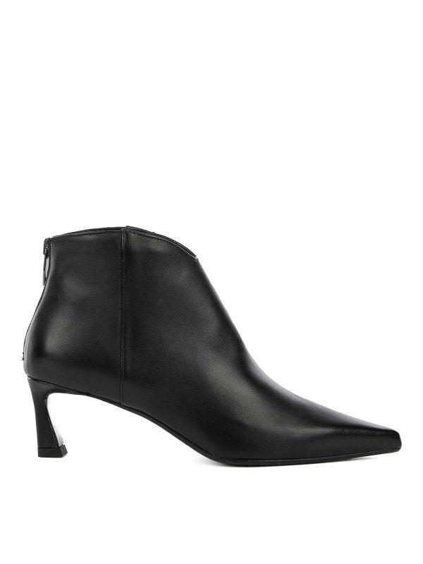 Chantal Boots in Black | Lyst