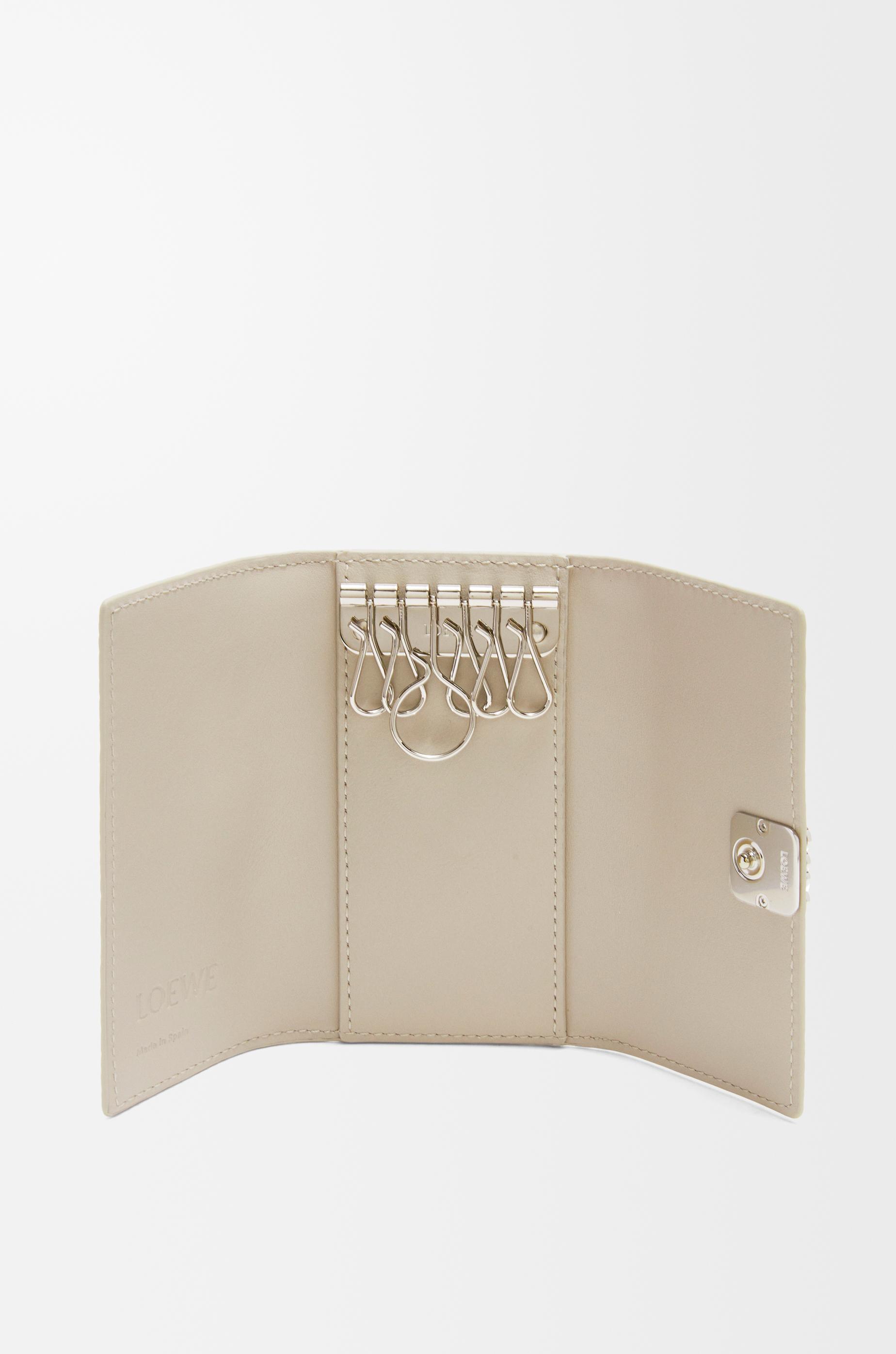 Loewe Phone cases for Women | Online Sale up to 87% off | Lyst Loewe Phone cases for Women | Online Sale up to 87% off | Lyst