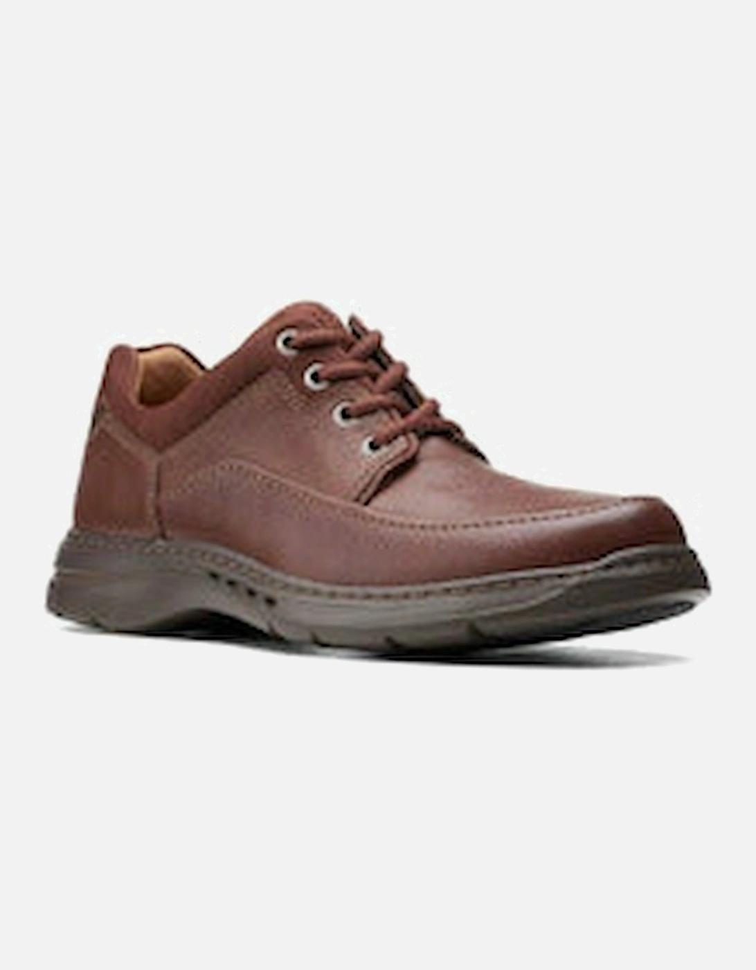 Clarks wide fitting trainers store
