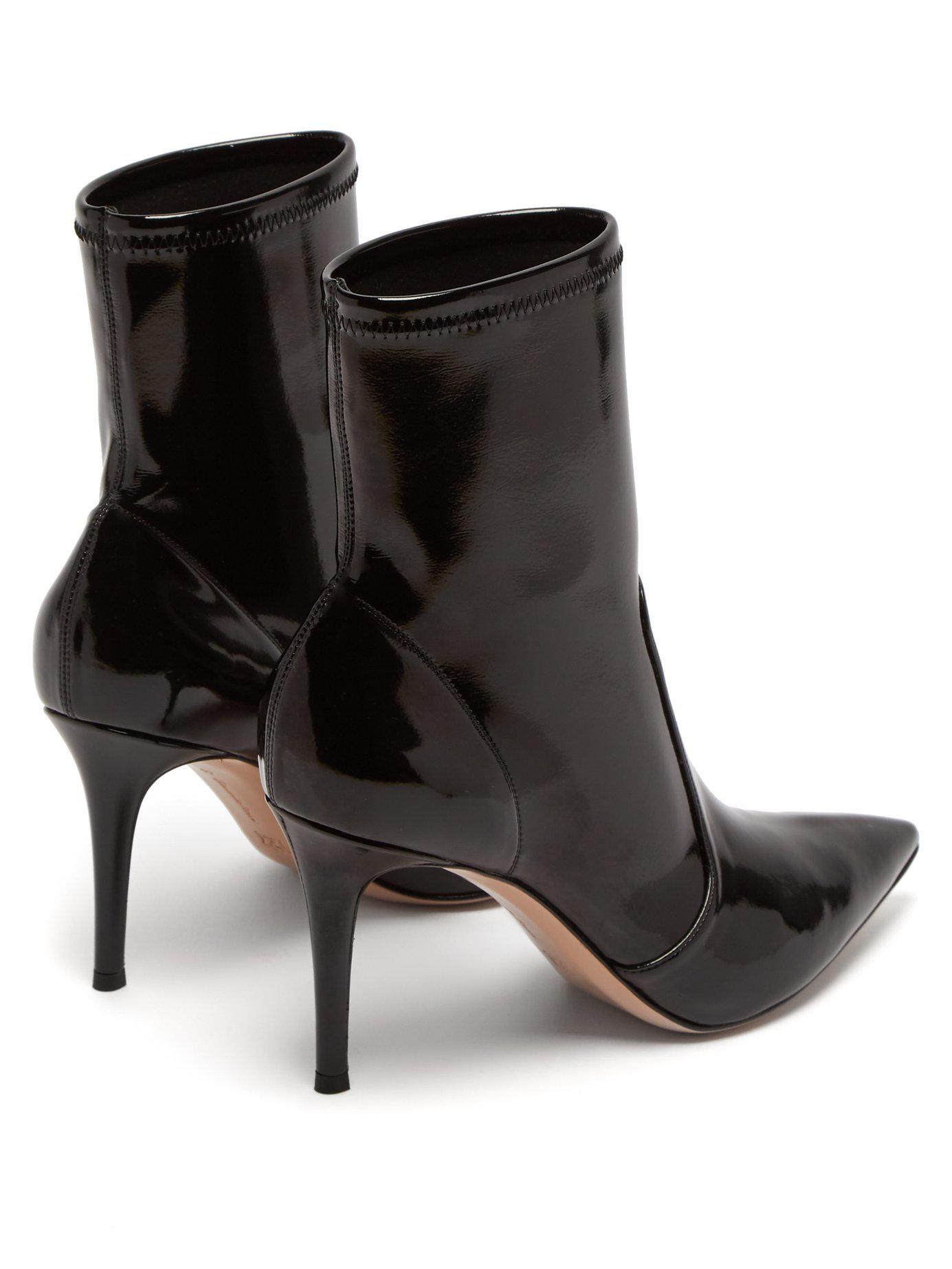 Gianvito Rossi Imogen 85 Patent Leather Ankle Boot in Black - Lyst