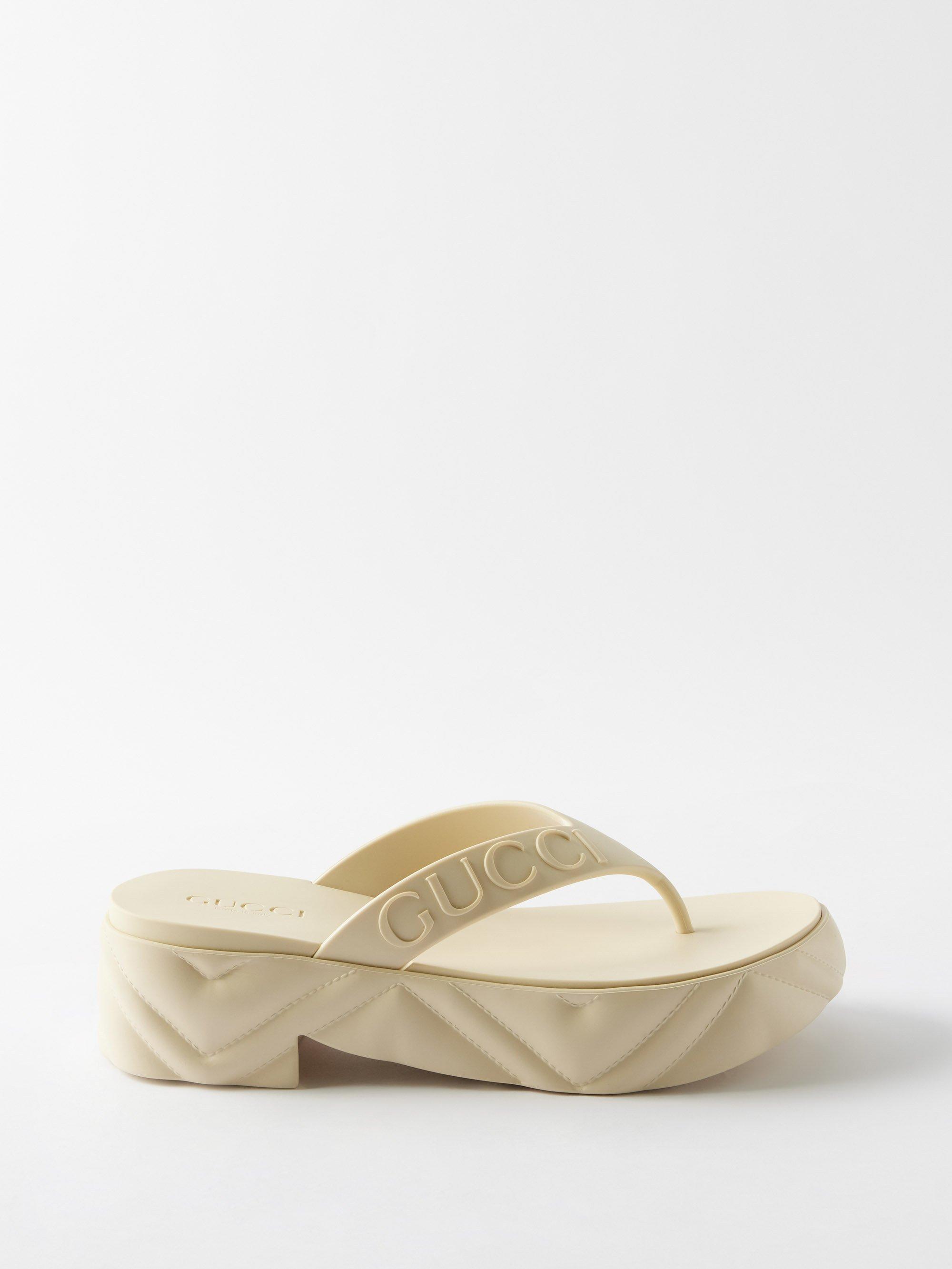 Gucci Logo-embossed Rubber Platform Flip-flop Sandals in Natural | Lyst ...