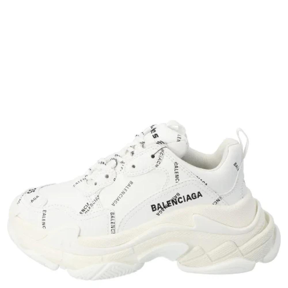 Balenciaga Triple S Rubber Sneakers in White | Lyst