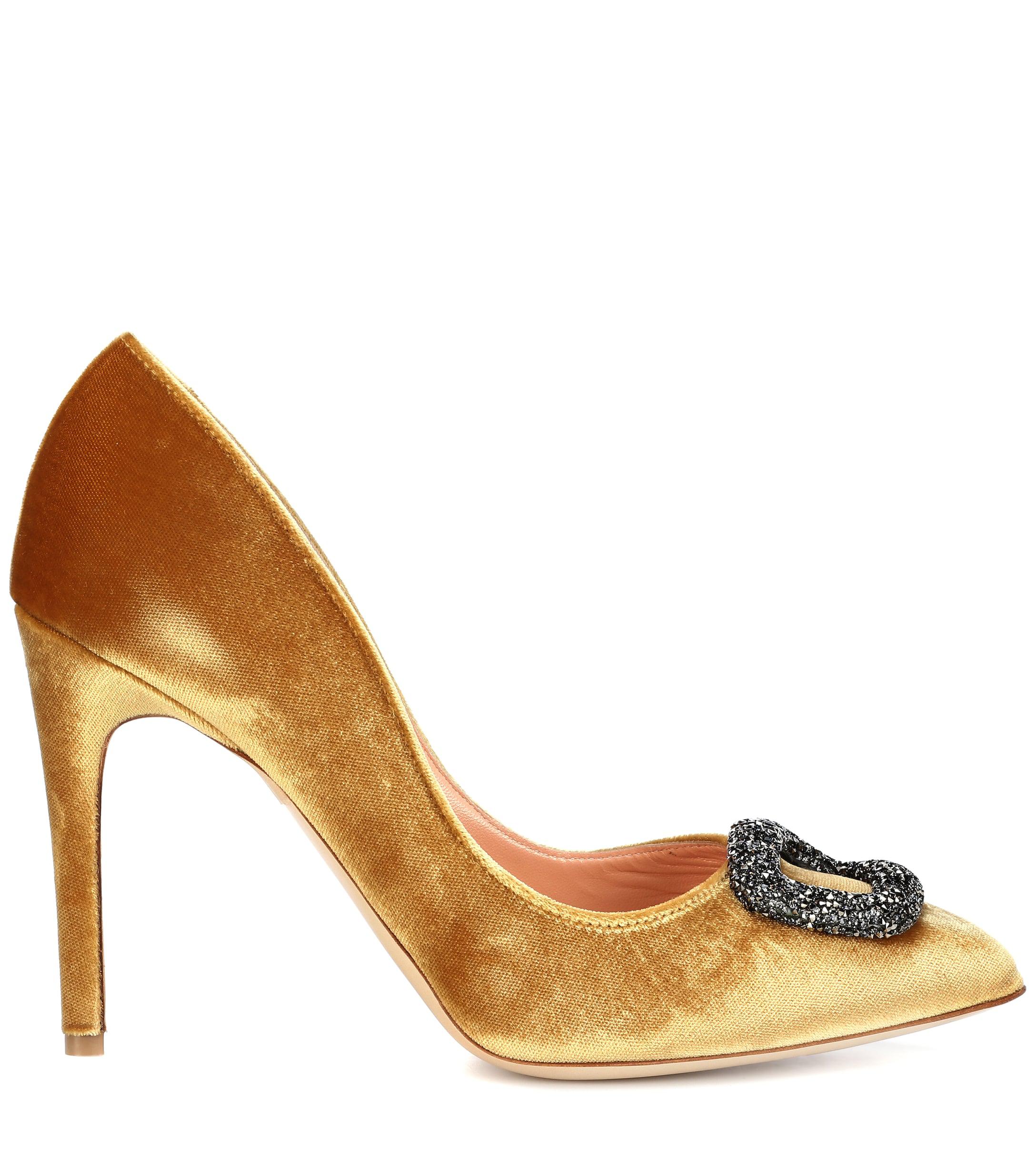 Rupert Sanderson Malory Velvet Pumps in Gold (Metallic) - Lyst
