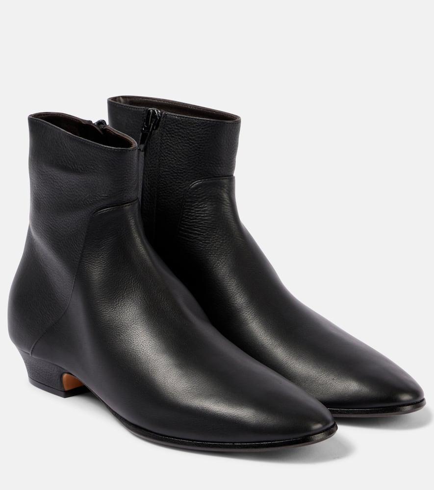 The Row Hereditas Leather Ankle Boots in Black | Lyst