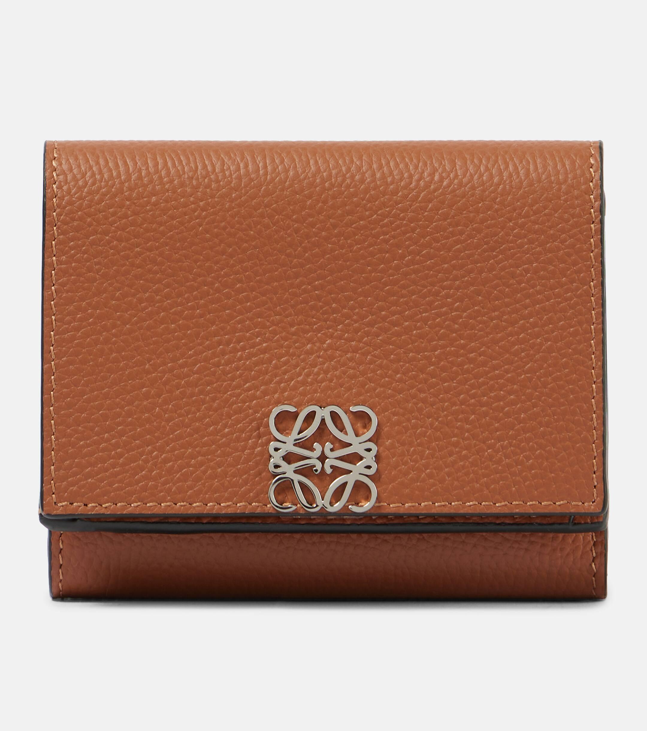 Loewe Anagram Trifold Leather Wallet in Brown | Lyst UK