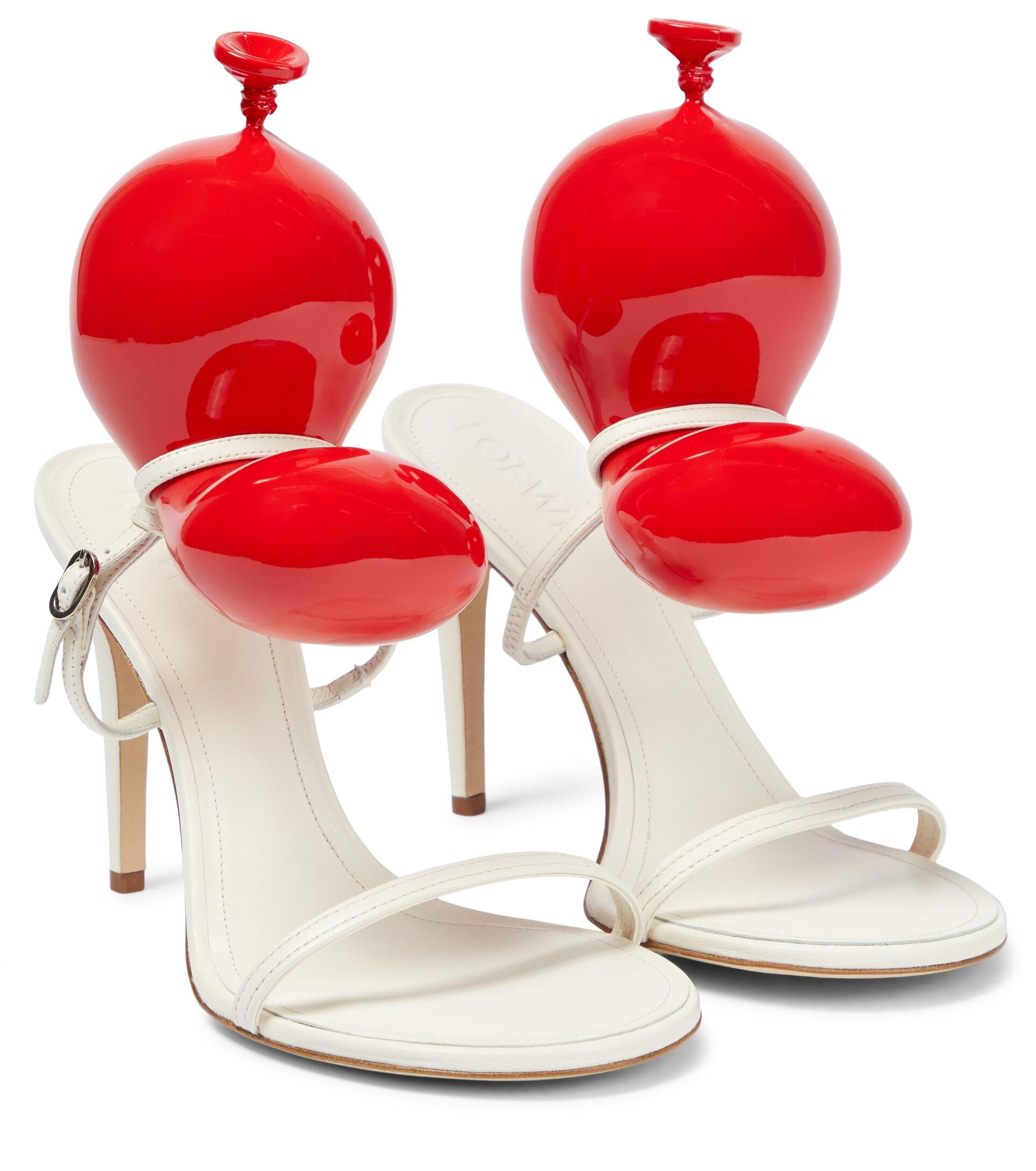 Loewe Balloon Leather Sandals in Red | Lyst