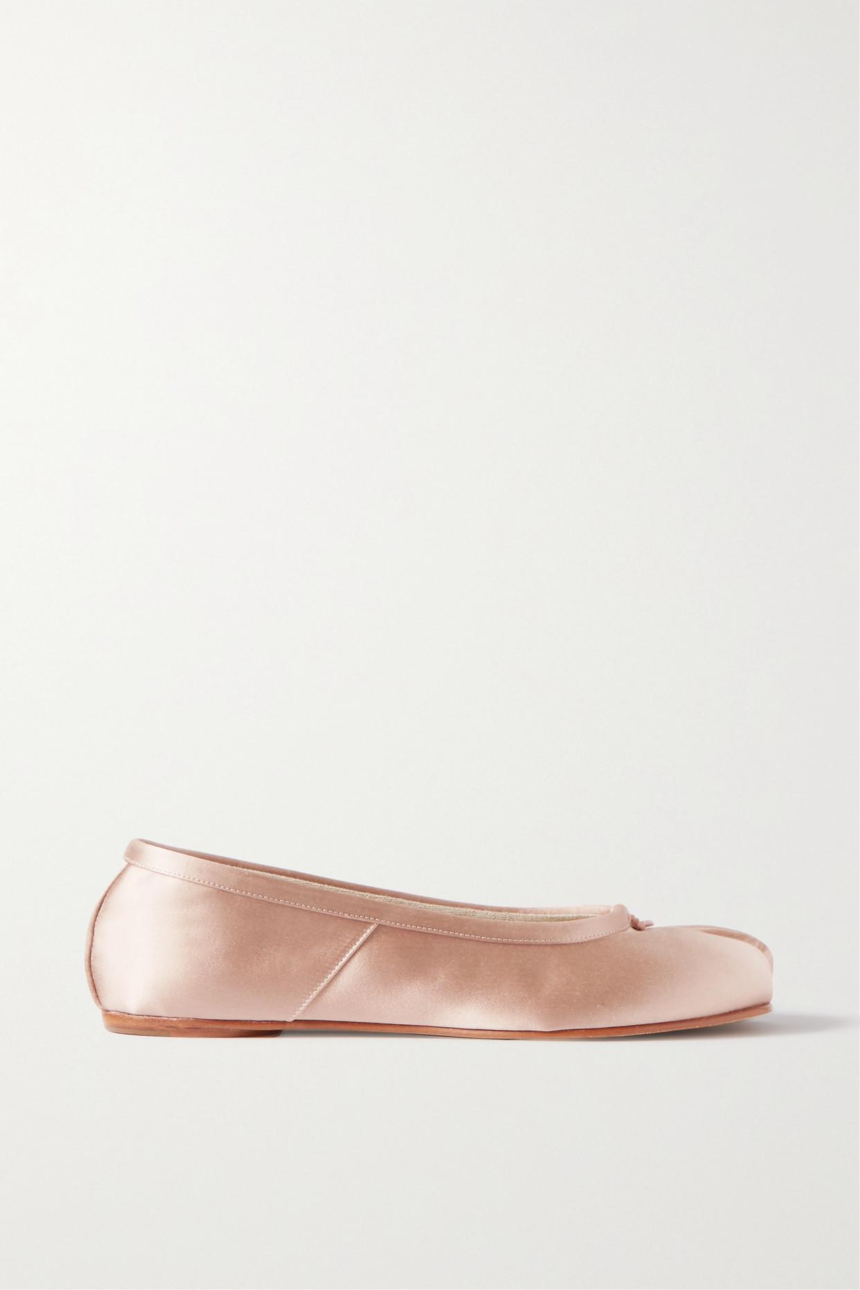 Maison Margiela Tabi Split-toe Satin Ballet Flats in Pink | Lyst