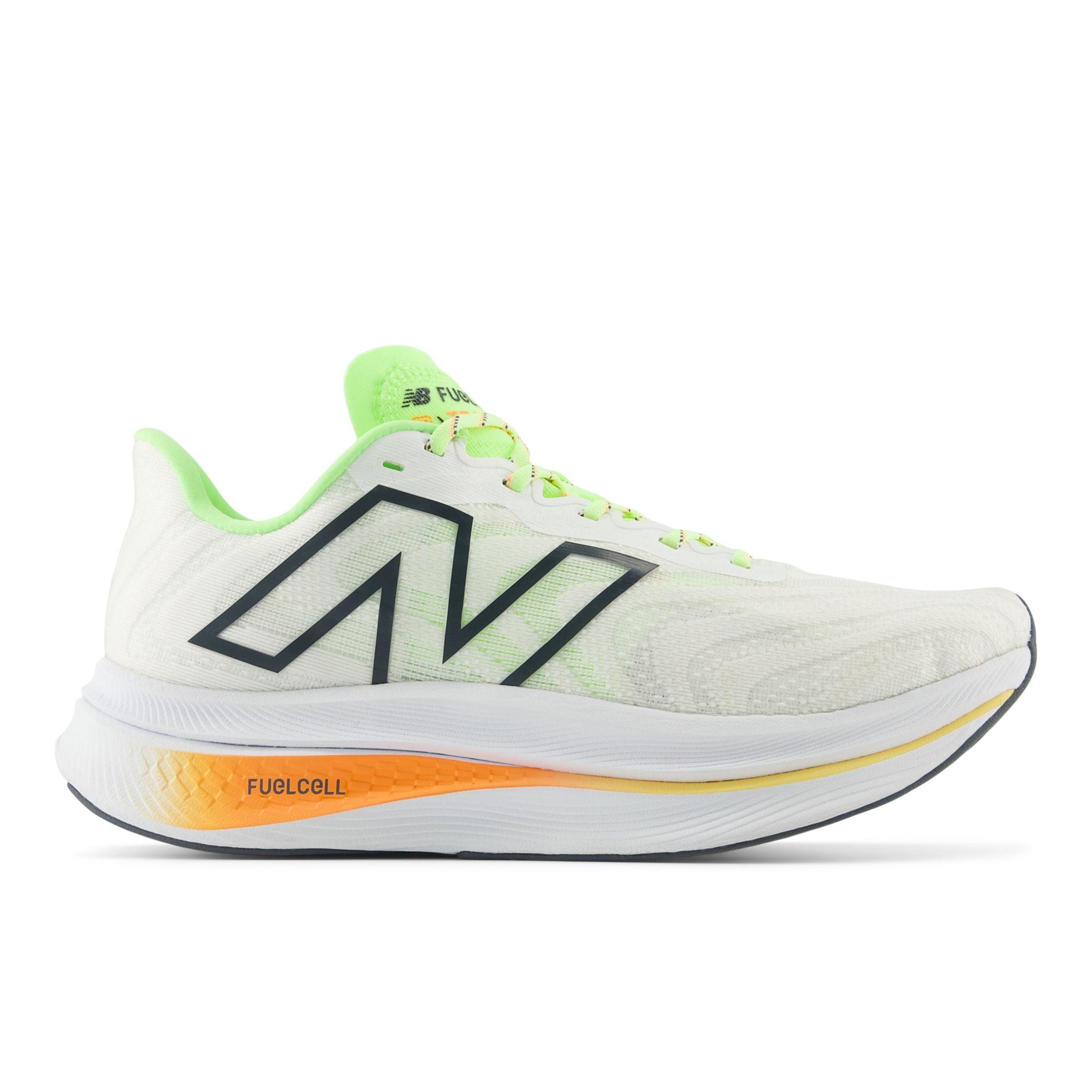 New Balance Fuelcell Supercomp Trainer V2 Trainers in White | Lyst