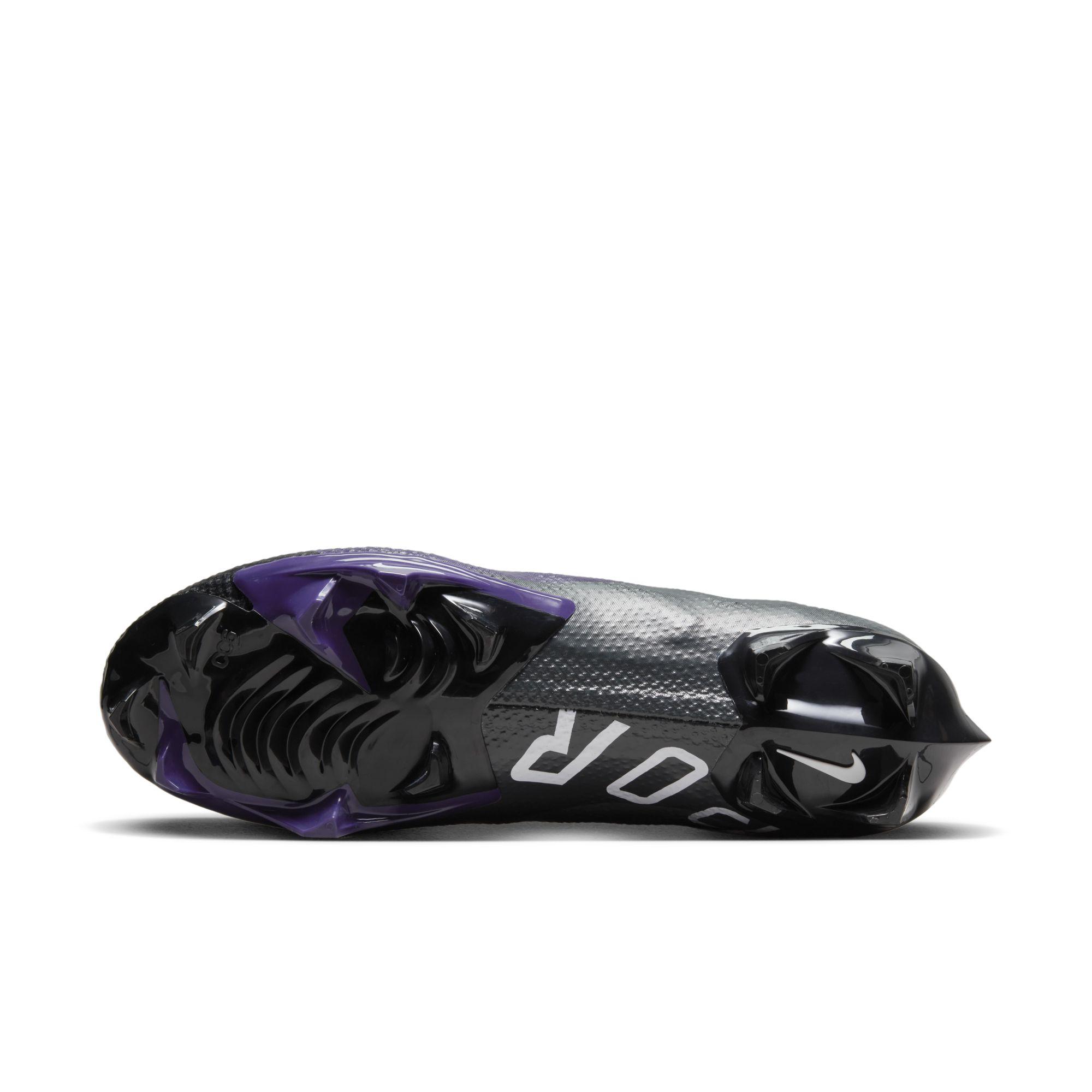 Carbon Fiber Soccer Shoes