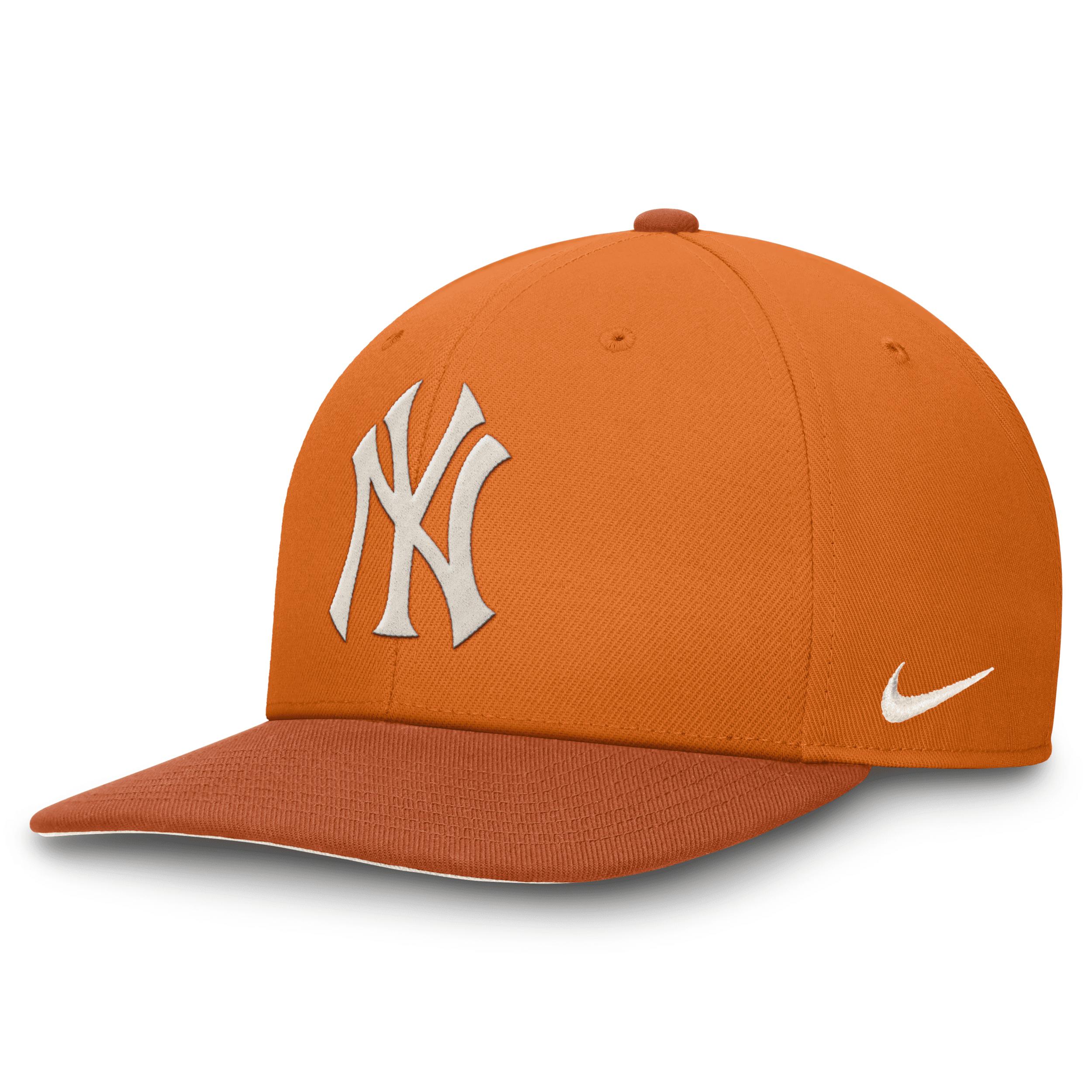 Nike New York Yankees Pro Dunk Dri-fit Mlb Adjustable Hat in Brown | Lyst