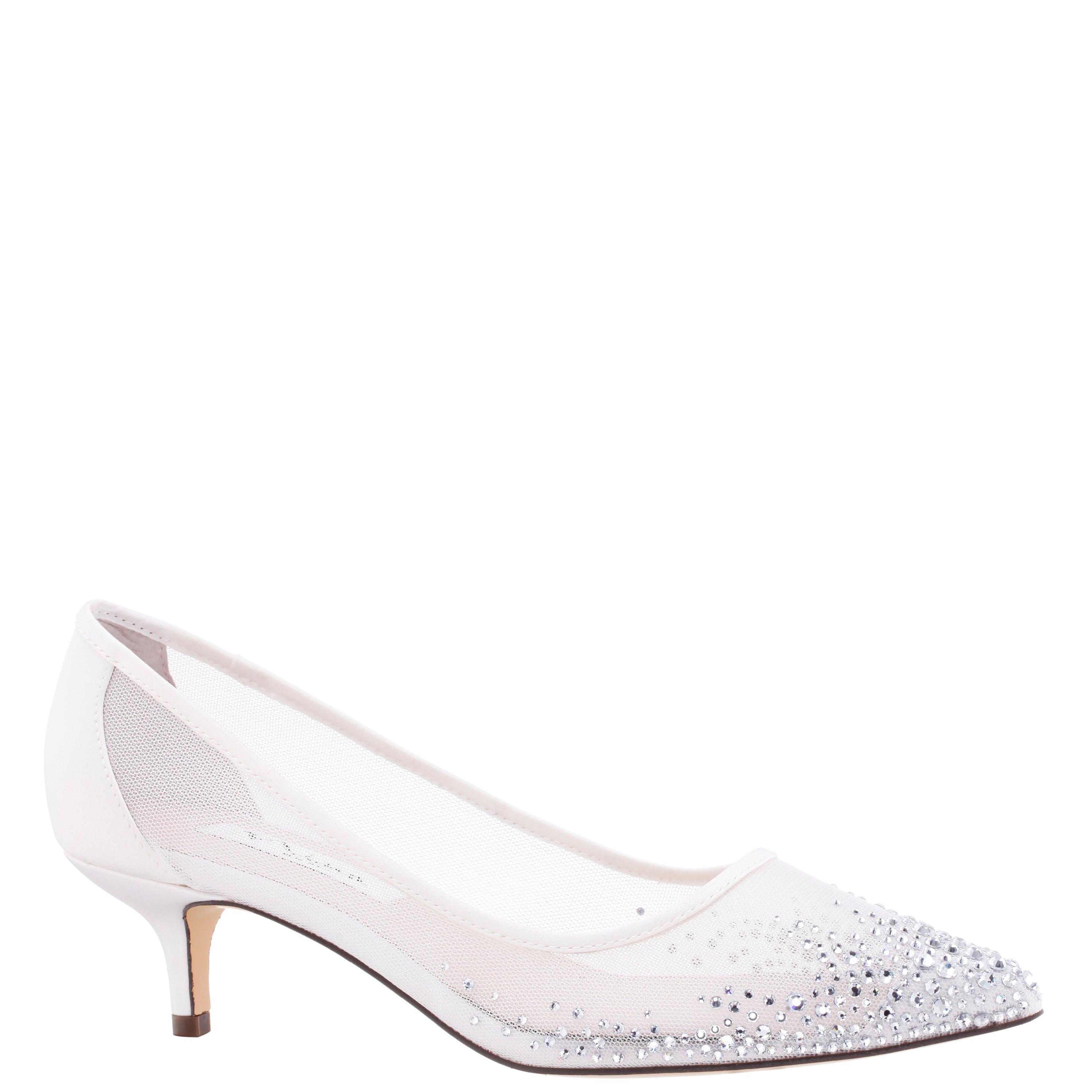 Nina Sofie-ivory Low-heel Pointy-toe Classic Dress Pump in White | Lyst