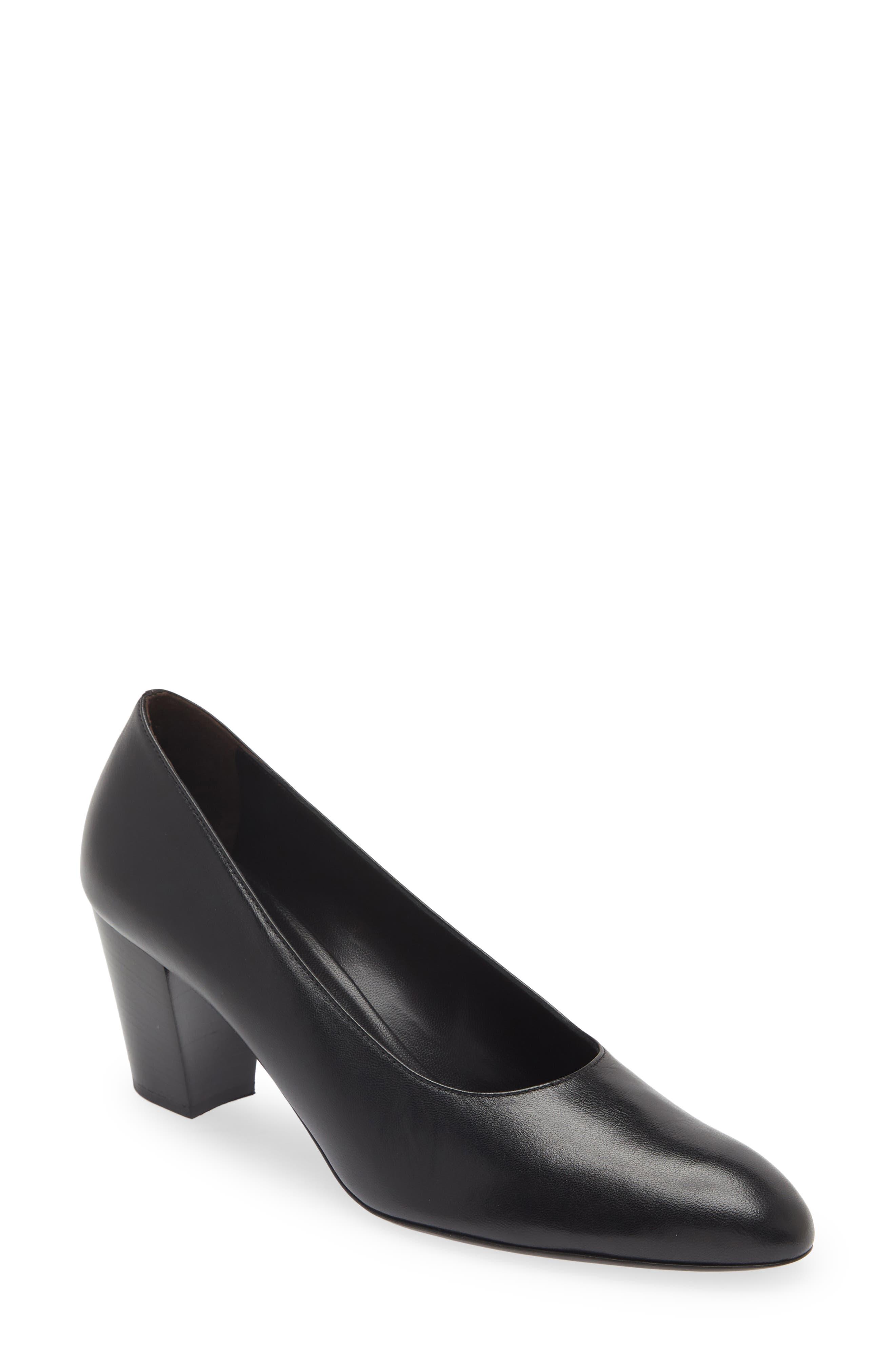 The Row Luisa Pump in Black | Lyst