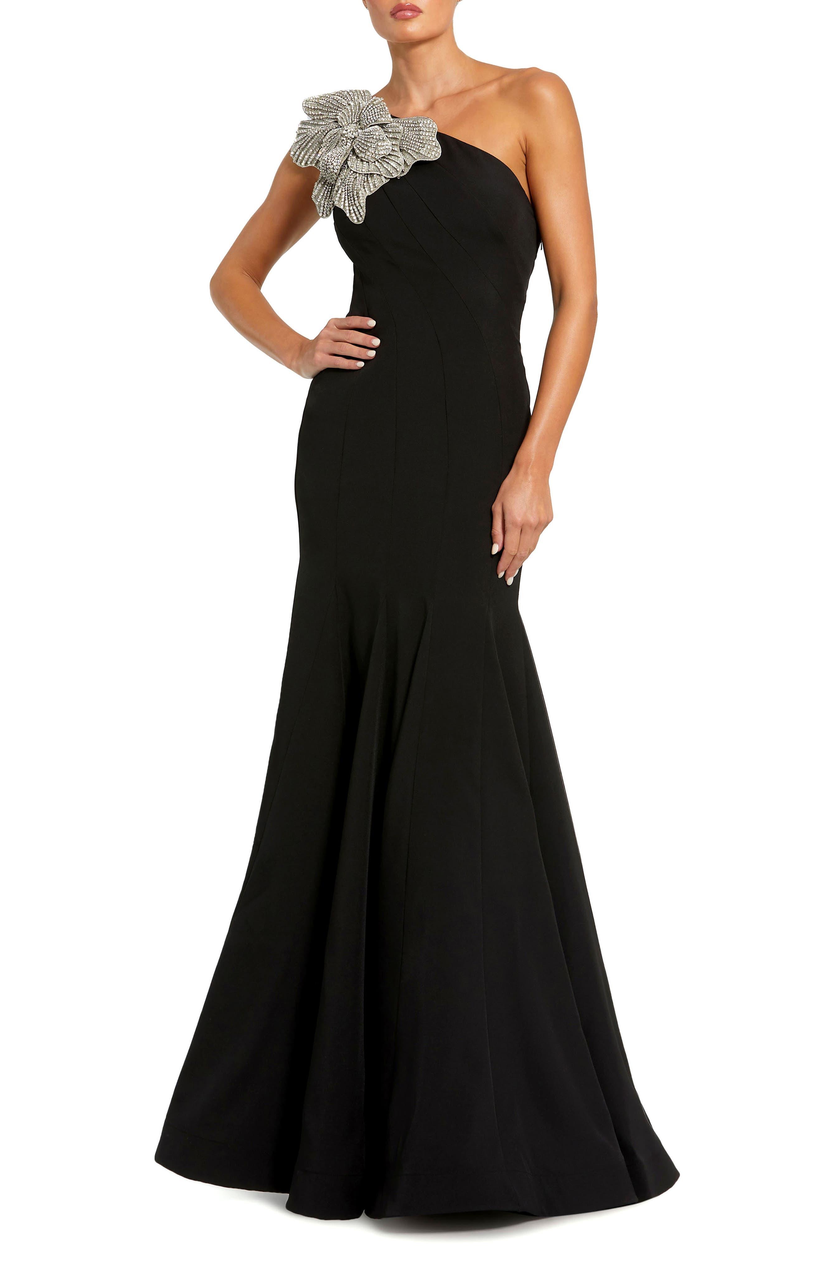 Mac Duggal Crystal Flower One-shoulder Trumpet Gown in Black | Lyst