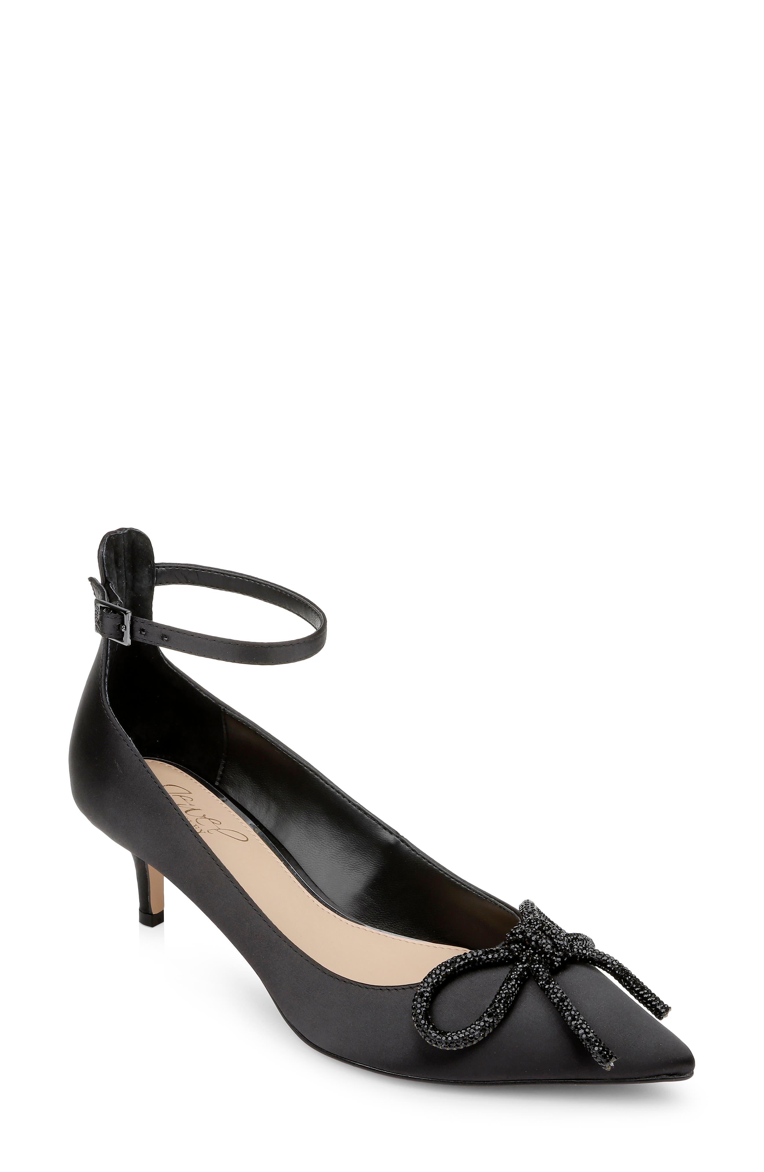 Badgley Mischka Geranium Pointed Toe Kitten Heel Pump In Black Lyst