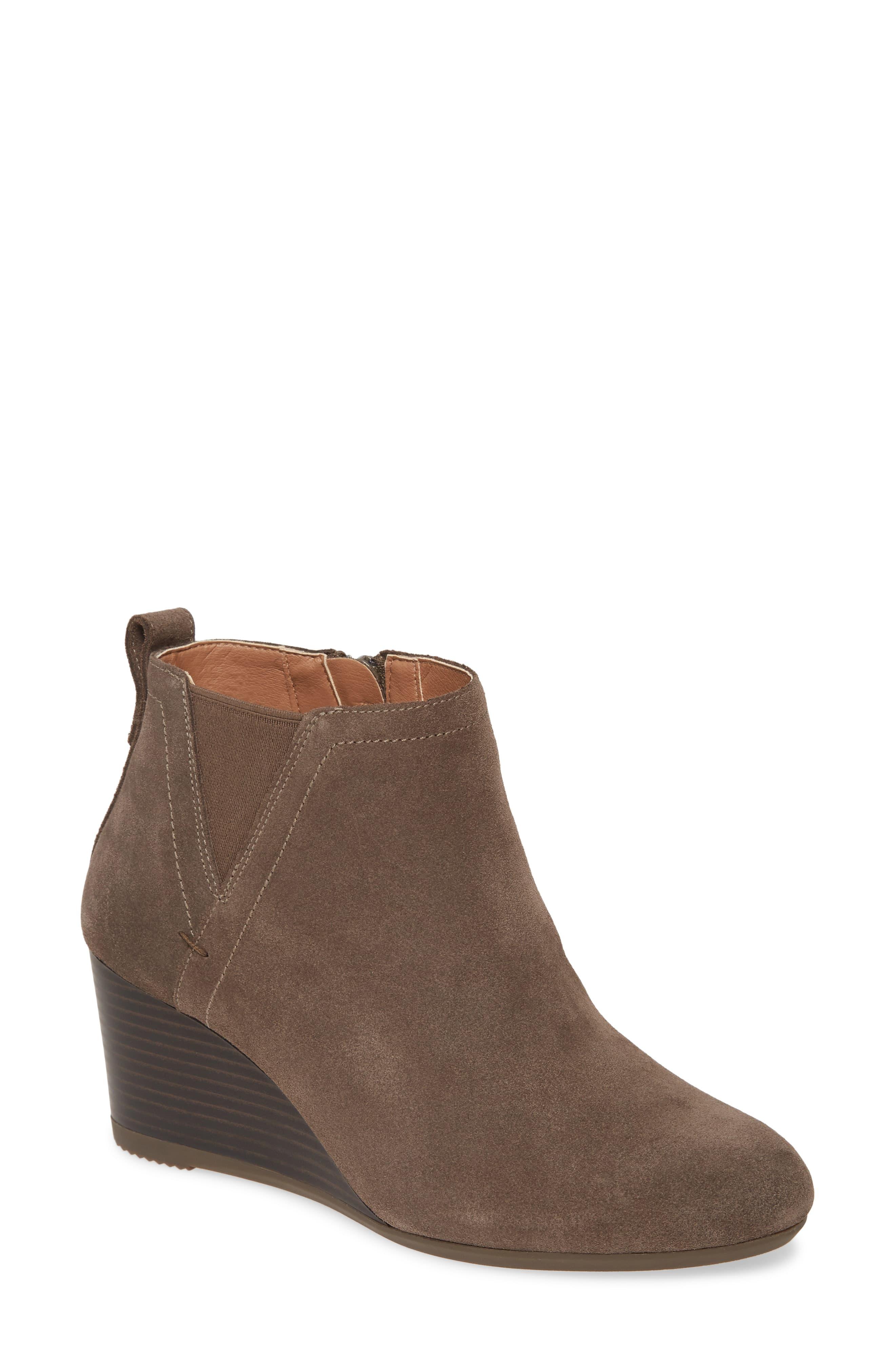 Vionic Suede Paloma Wedge Bootie in Brown - Save 39% - Lyst