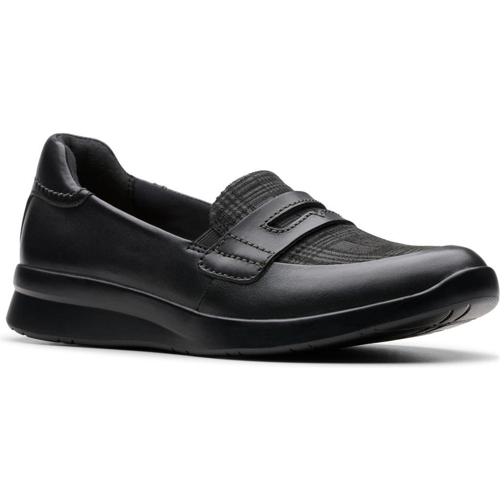 Clarks Ellowyn Penny Loafer in Black | Lyst