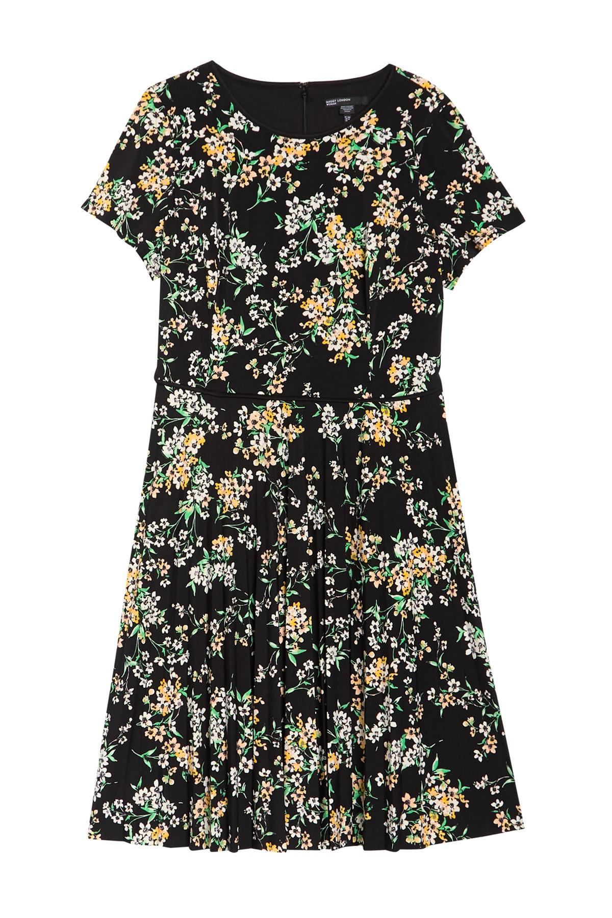 Maggy London Synthetic Floral Short Sleeve Pleated Dress In Black