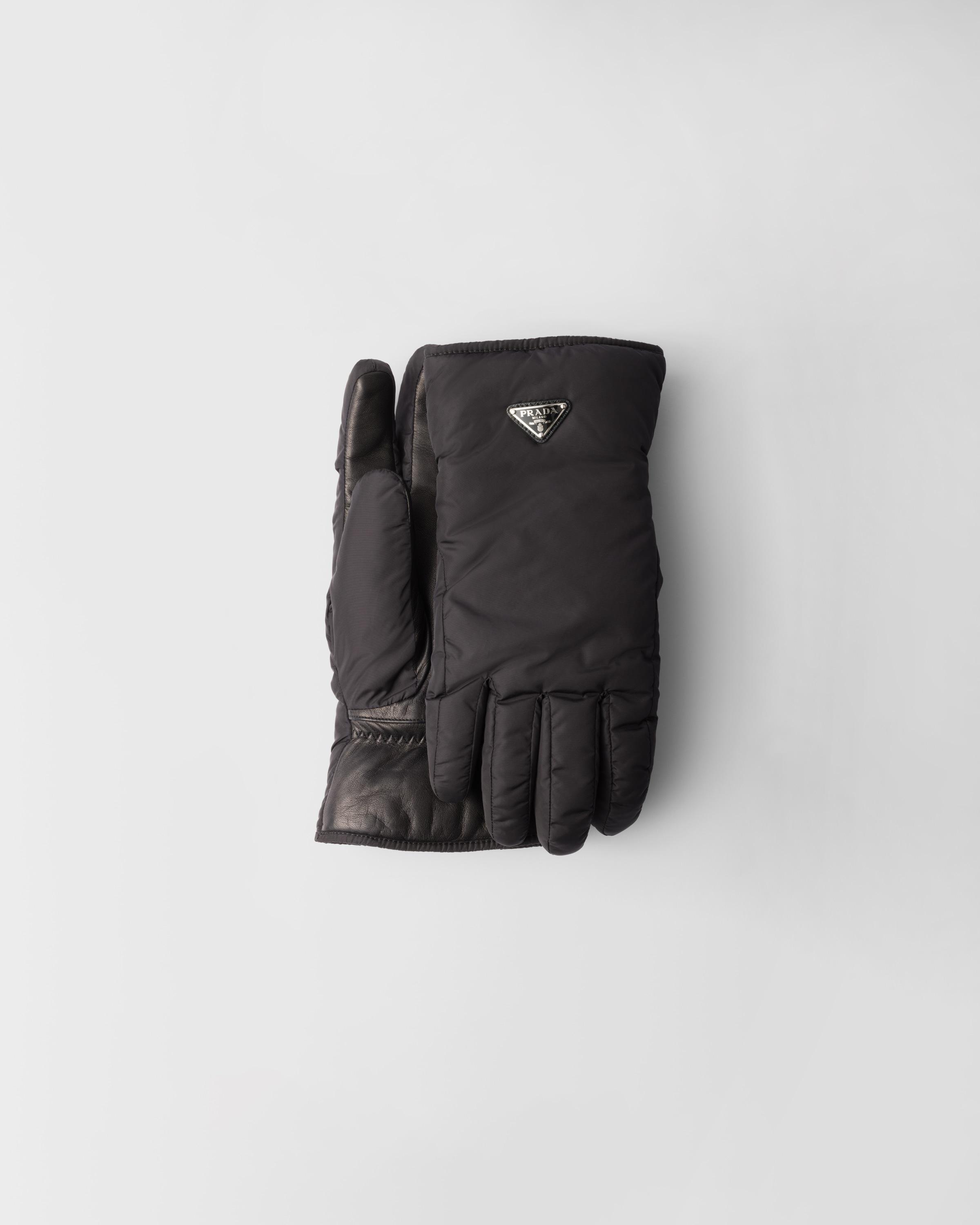 Prada Re-Nylon Gloves in Black for Men | Lyst UK