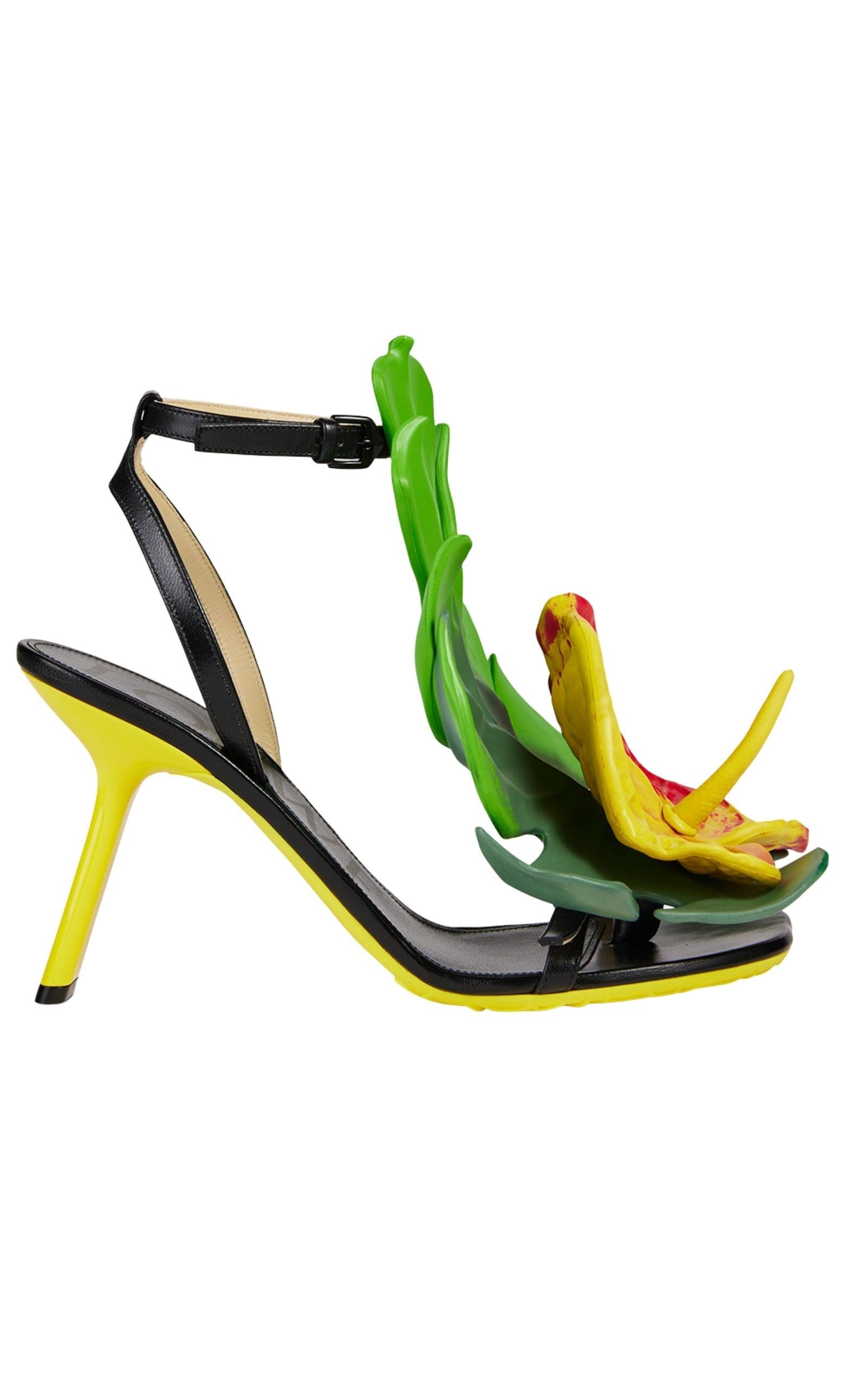 Loewe Petal Monstera Leather Sandals in Black | Lyst