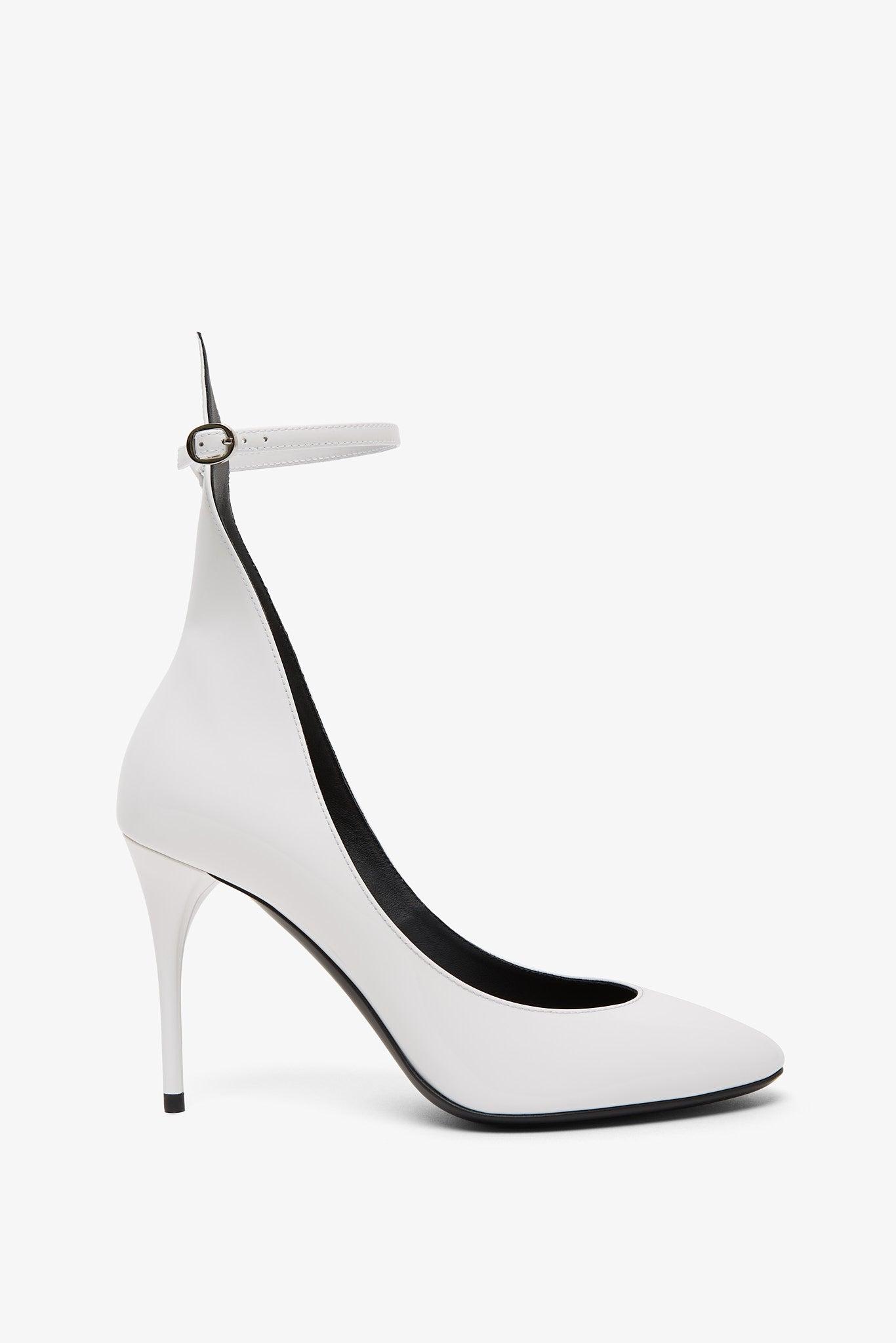 Alaïa Pumps 90 White Patent Pumps | Lyst