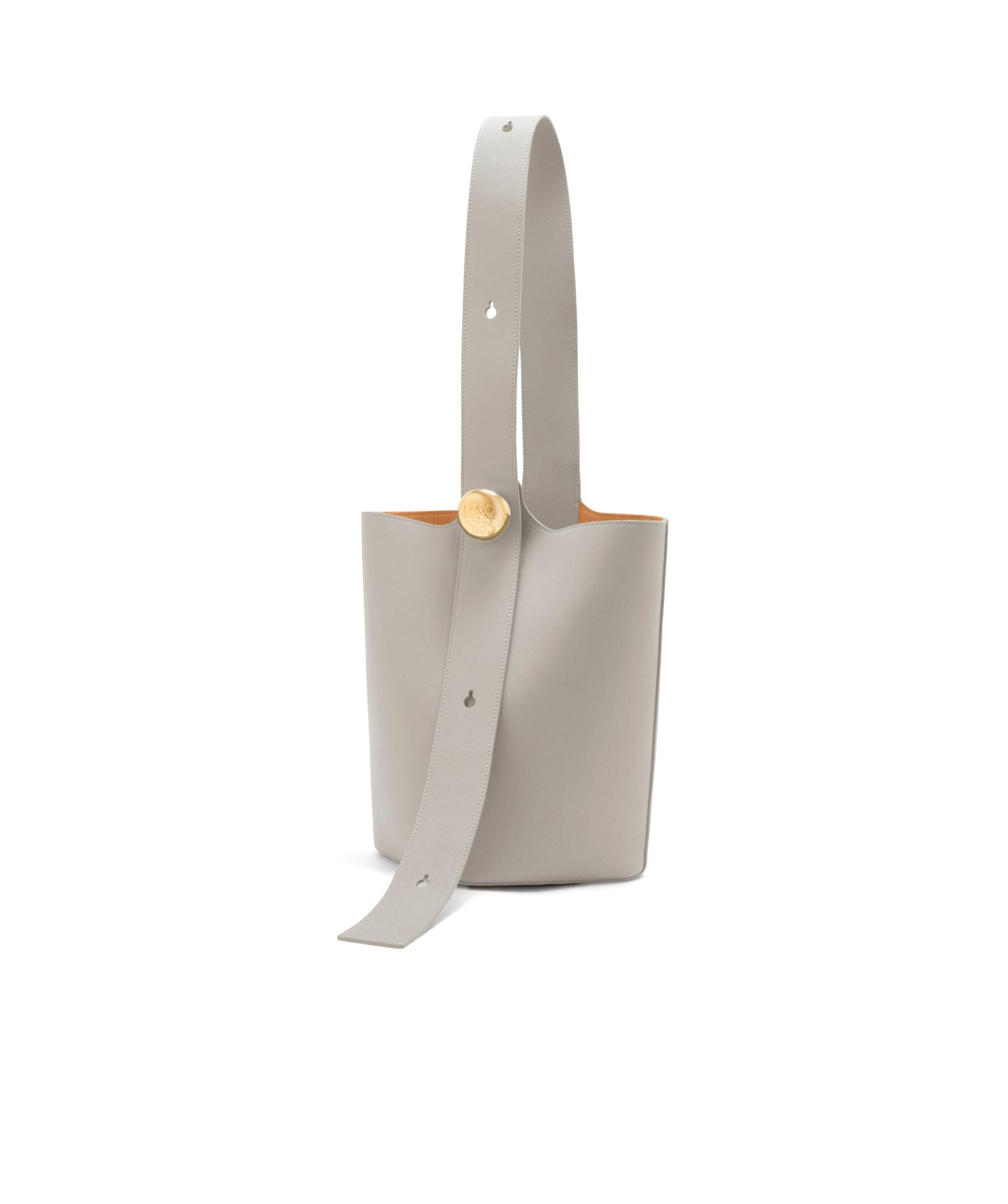 Loewe Medium Logo Bucket Bag in White | Lyst